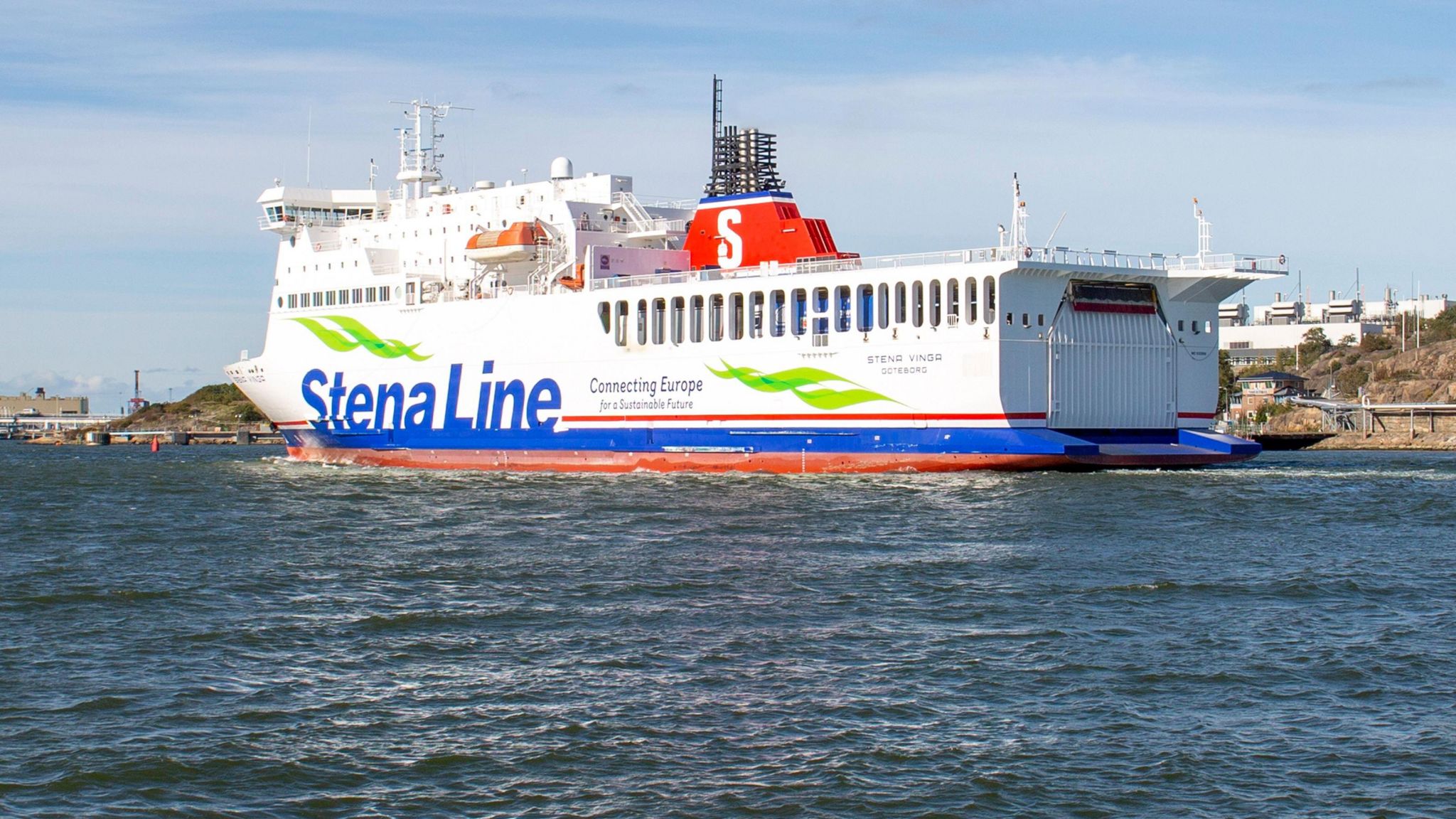 Stena Line pulls out of Channel Island ferry tender - BBC News
