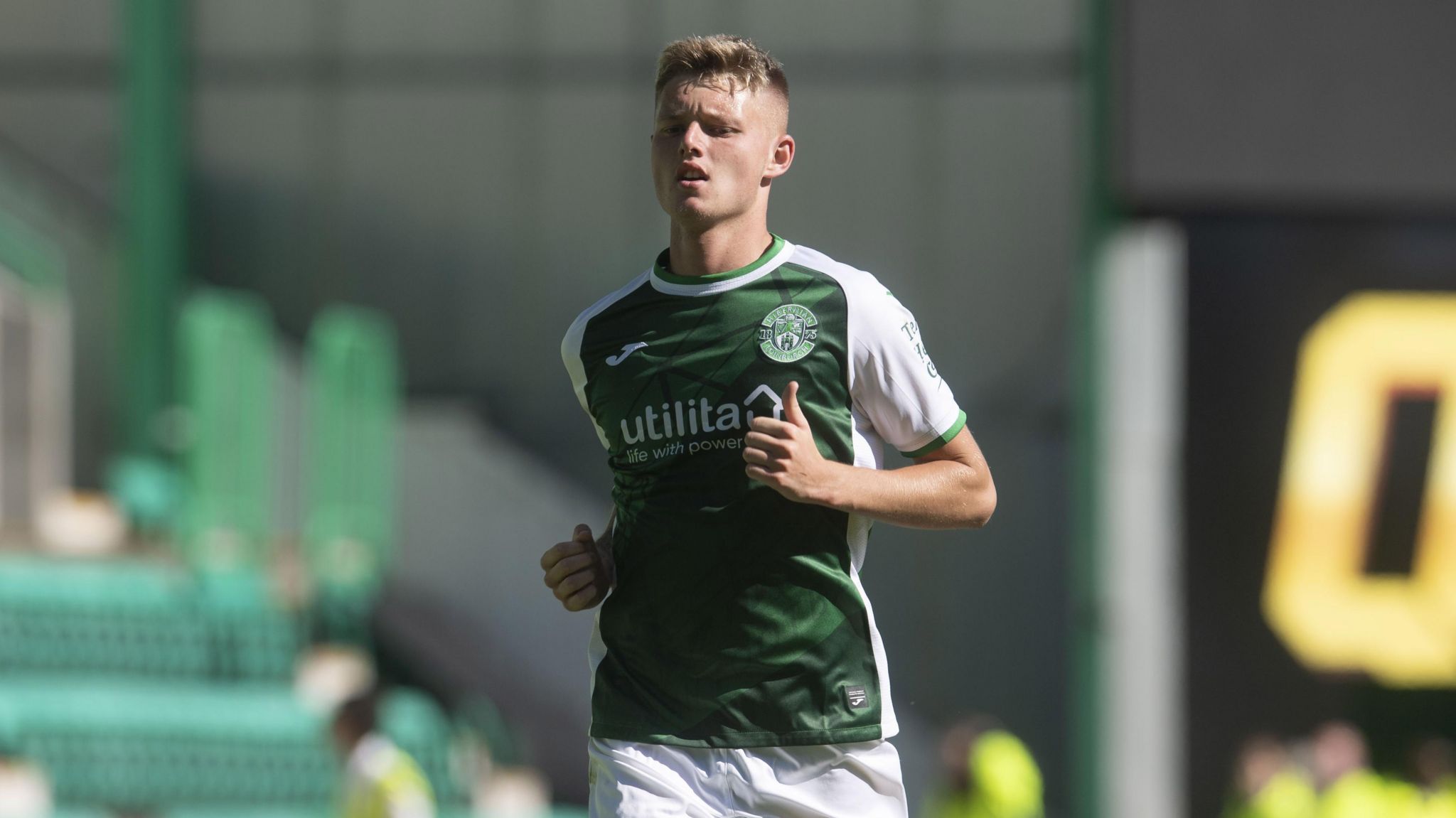 McClelland joins Queen of the South on loan - BBC Sport