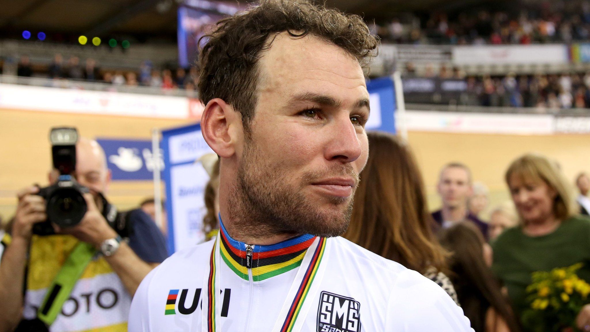 Sir Bradley Wiggins, Mark Cavendish and Laura Trott win world titles ...