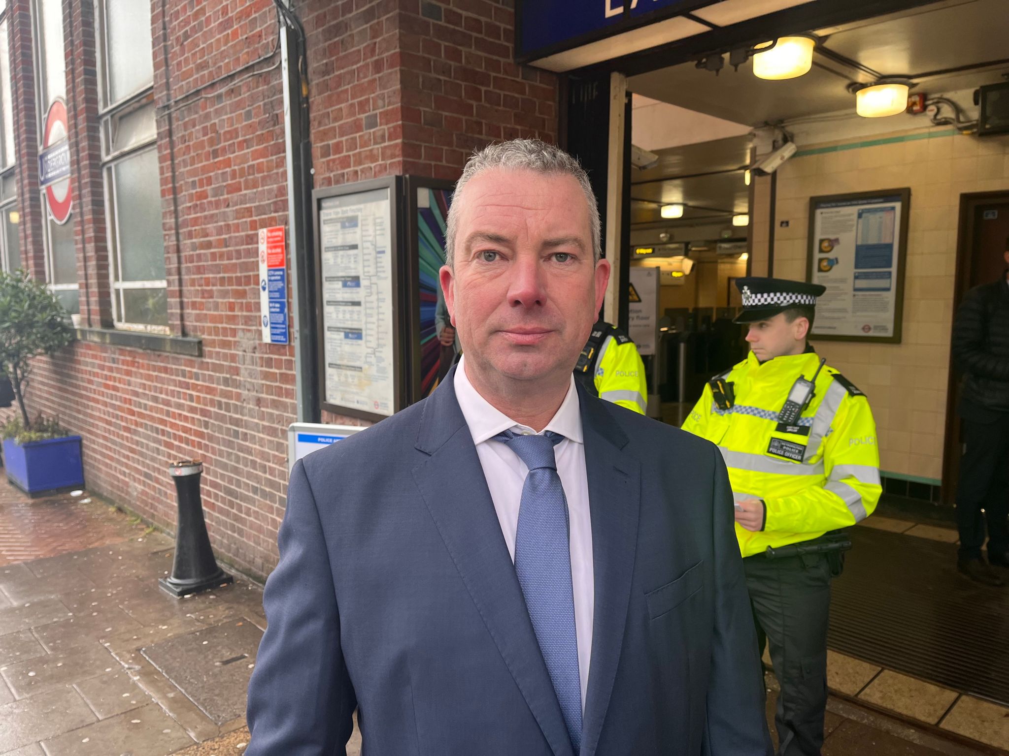 East Finchley Tube station murder: Police make appeal over 1984 killing ...