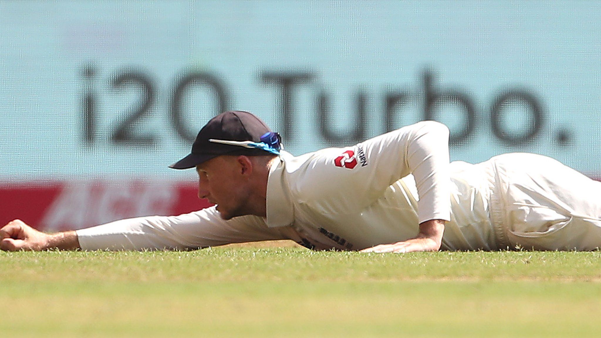 Joe Root: 10 images from his time as England captain - BBC Sport