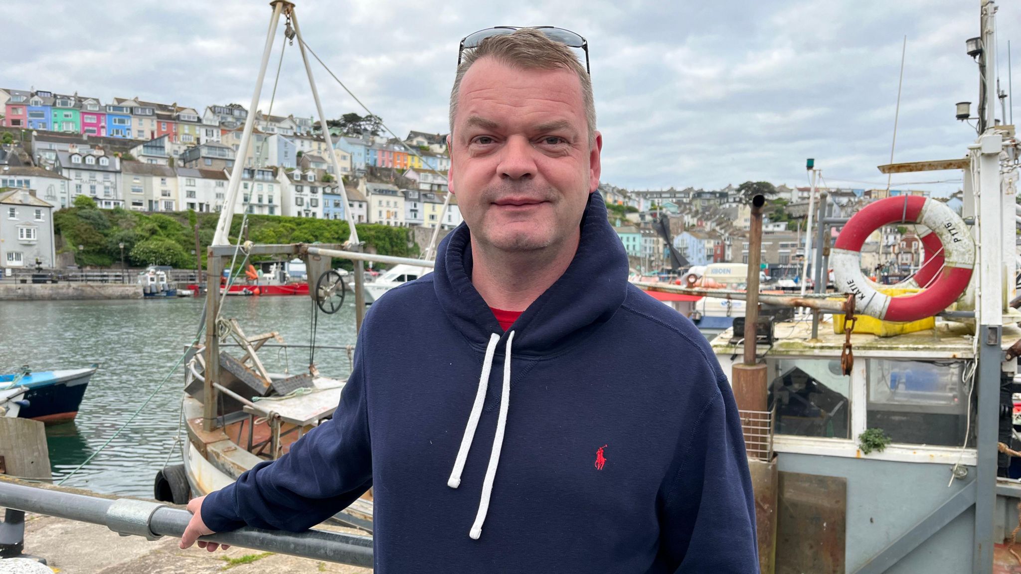 Brixham 'open for business' despite parasite outbreak - BBC News