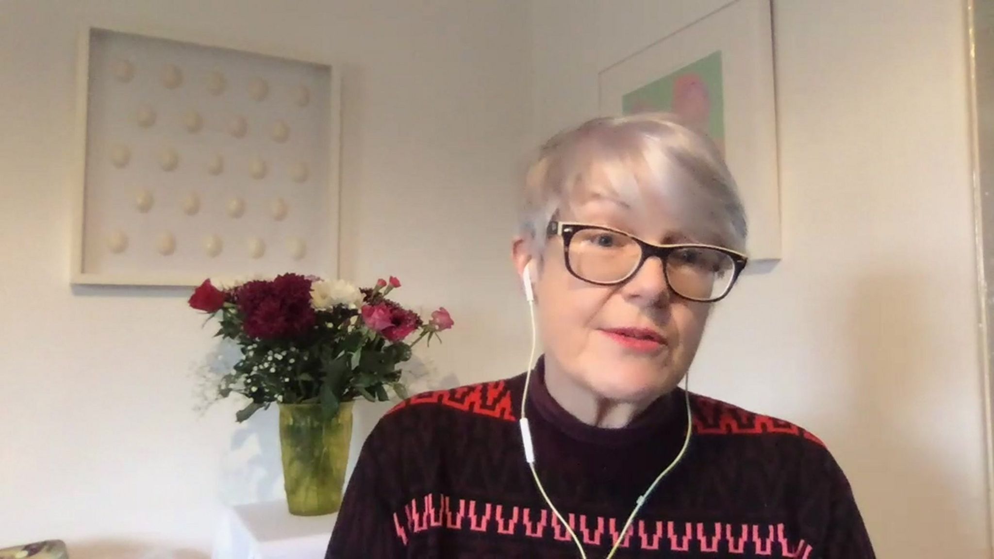 'Sioc y pandemig wedi torri'r Gwasanaeth Iechyd i raddau' - BBC Cymru Fyw