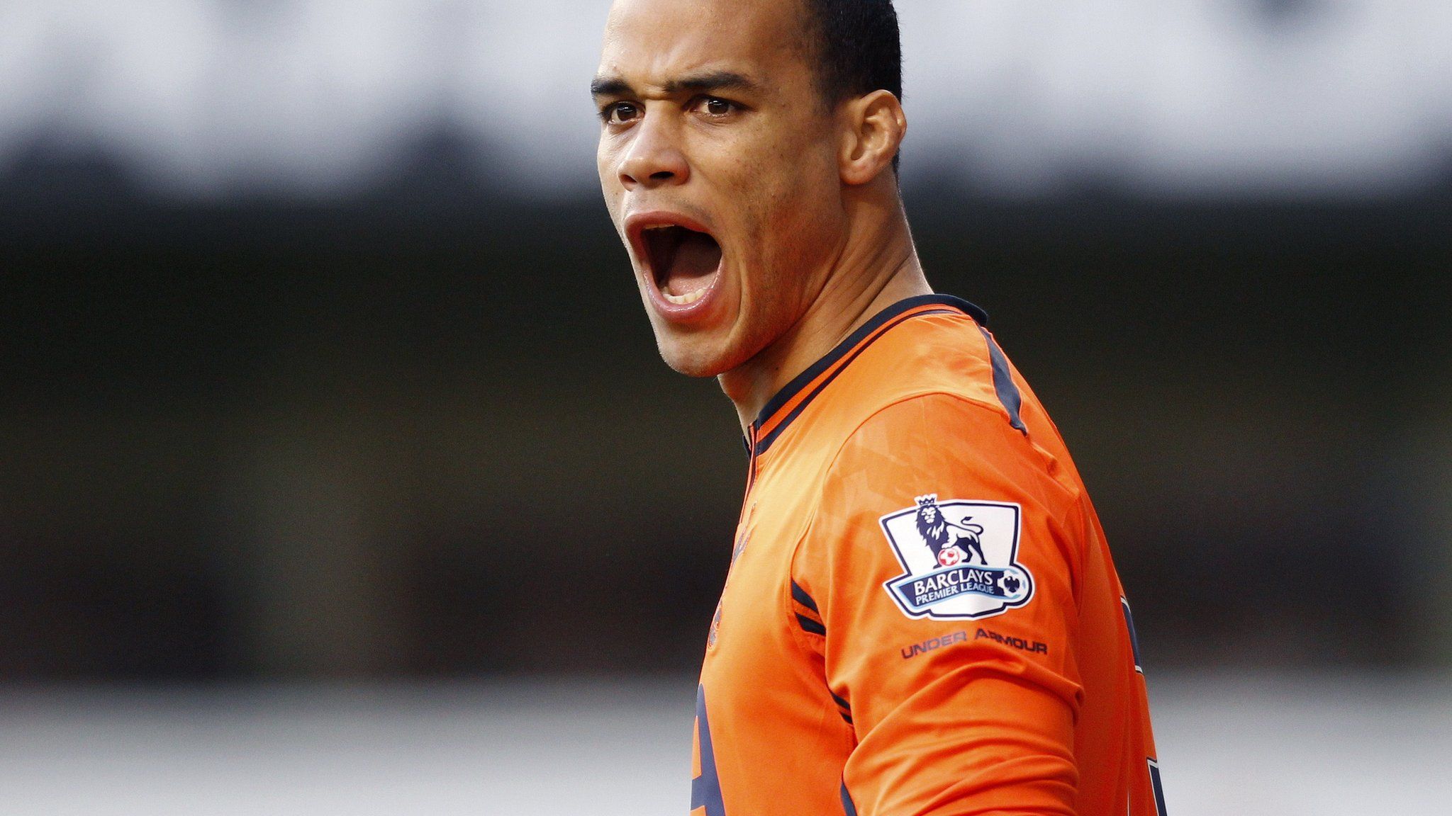 Rio 2016: Hannah Mills and Saskia Clark top world rankings - BBC Sport