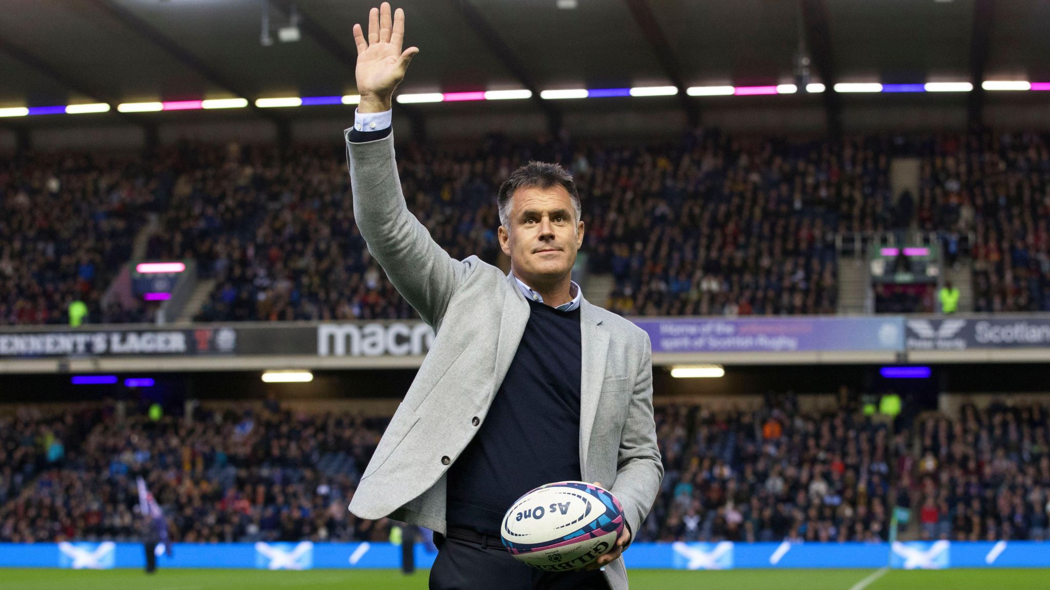 'Scotland have got a chance' - Logan - BBC Sport