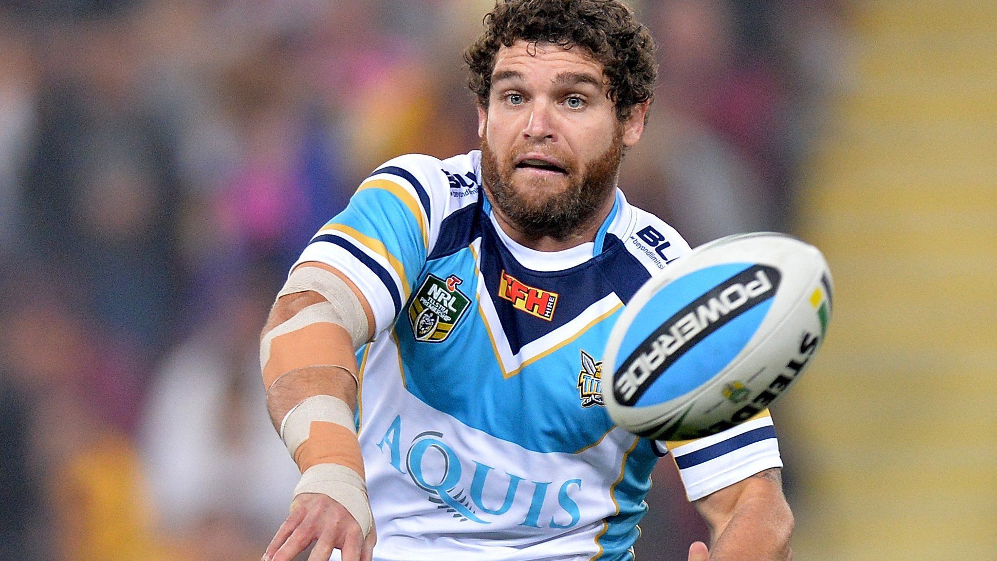 Ashley Gibson: Wakefield Trinity sign former Castleford centre - BBC Sport