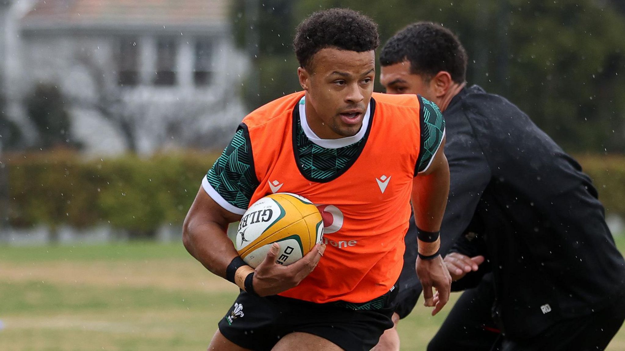 Queensland Reds v Wales: Warren Gatland to use squad in Brisbane - BBC ...