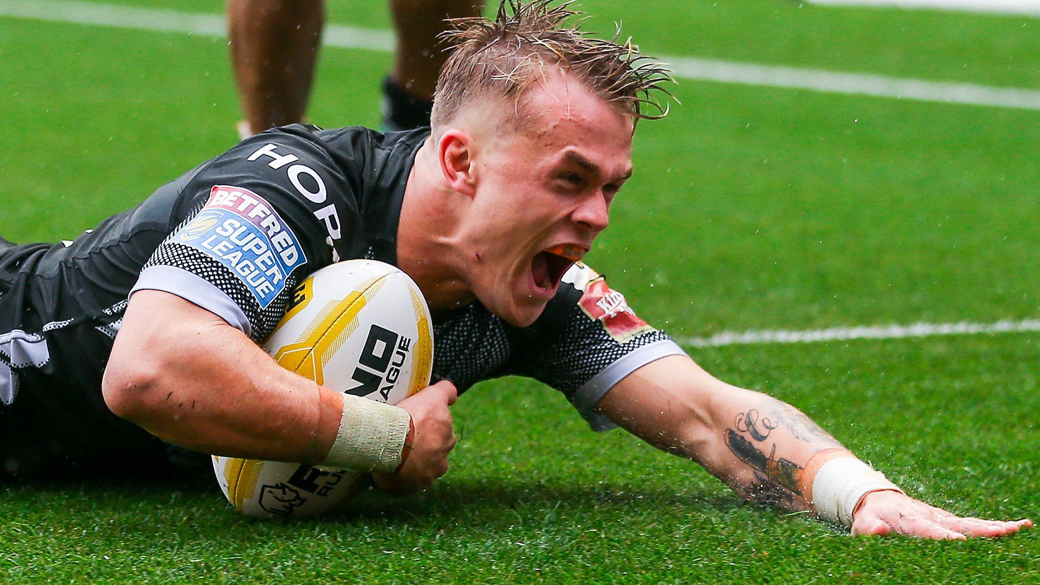 NRL Grand Final: Melbourne Storm beat North Queensland Cowboys - BBC Sport