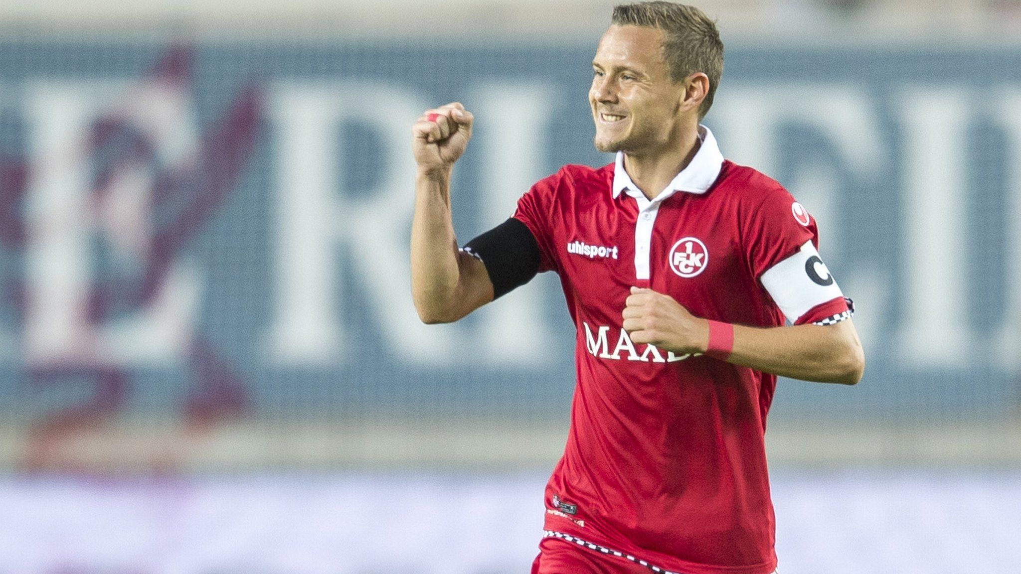 Chris Lowe: Huddersfield Town sign Kaiserslautern defender on three ...