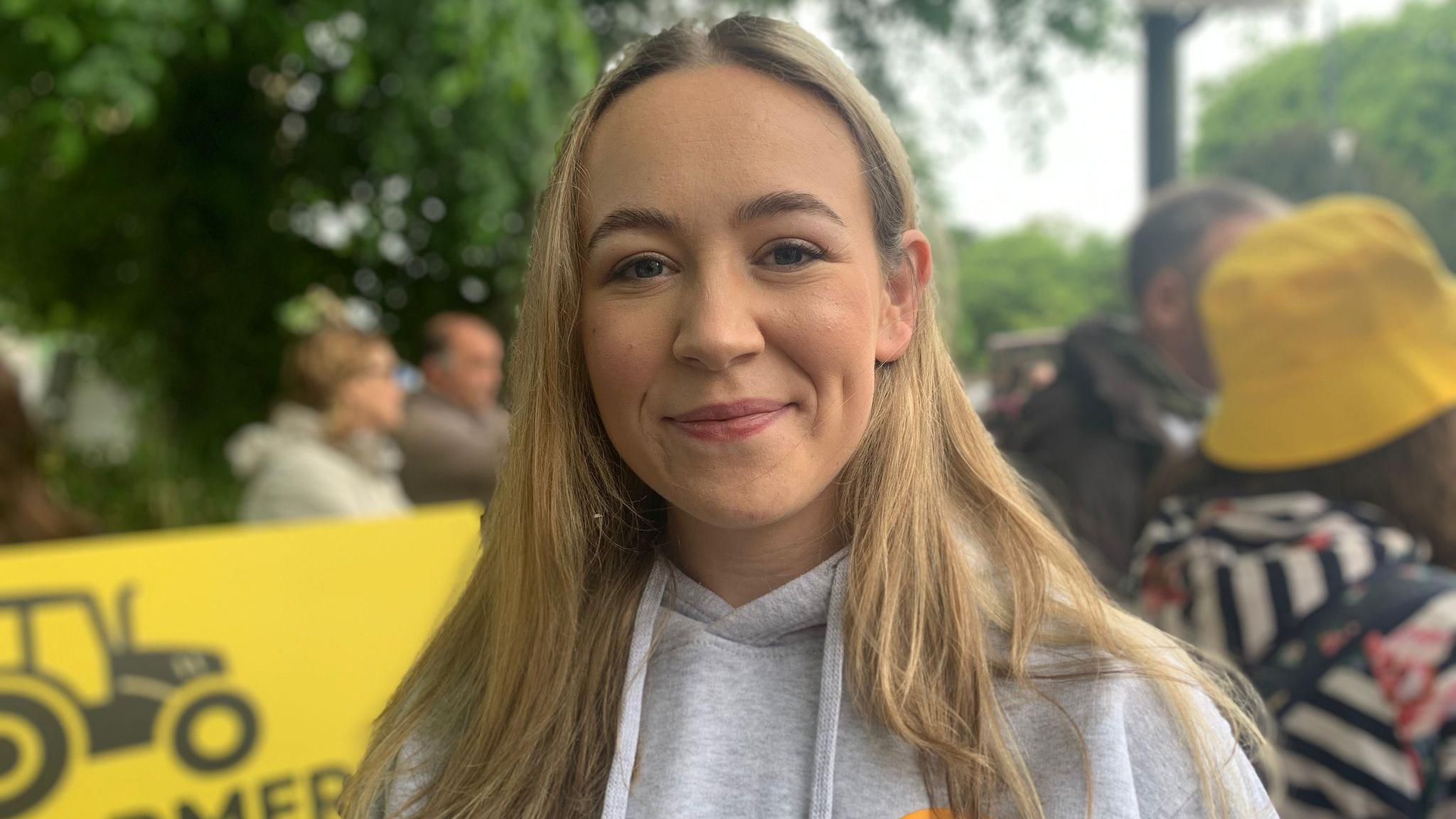 Wales farm subsidy plans delayed until 2026 after protests - BBC News