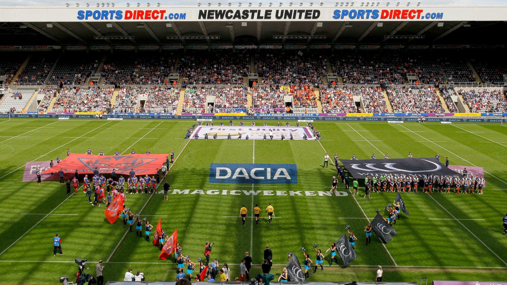 Magic Weekend: Fans flock to St James' Park for rugby league ...