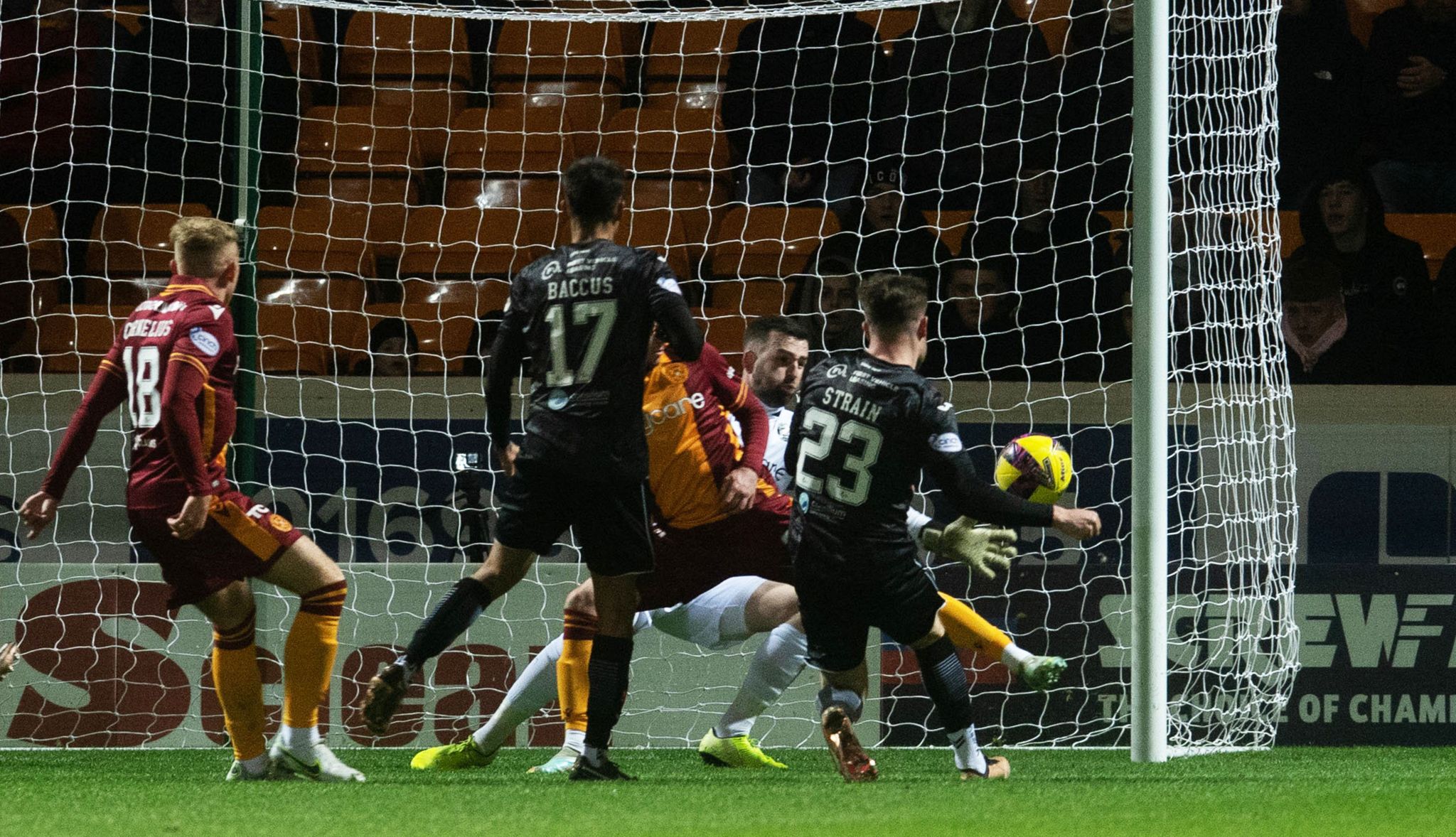 Strain urges St Mirren reaction against County - BBC Sport