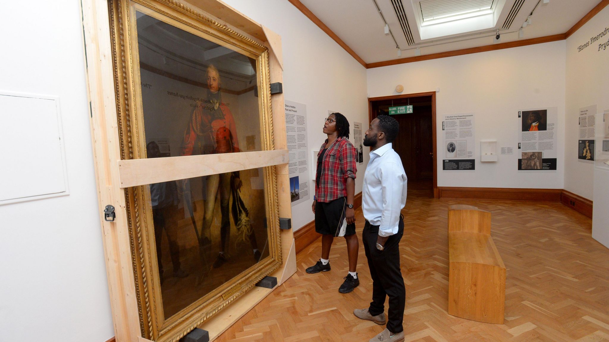 Cardiff: The seven wonders of Wales' national museum - BBC News