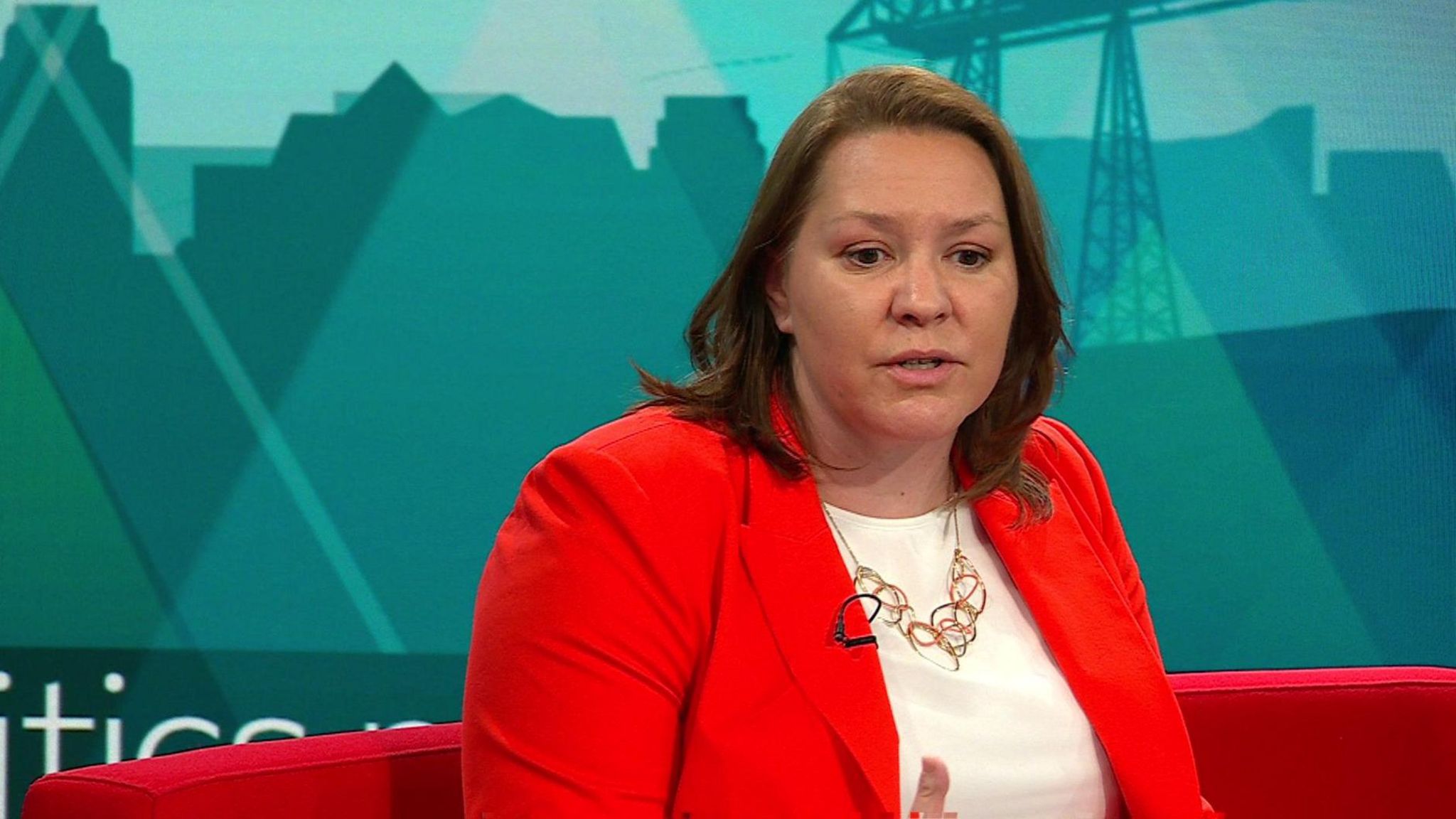 Windermere water quality is 'totally unacceptable' - BBC News