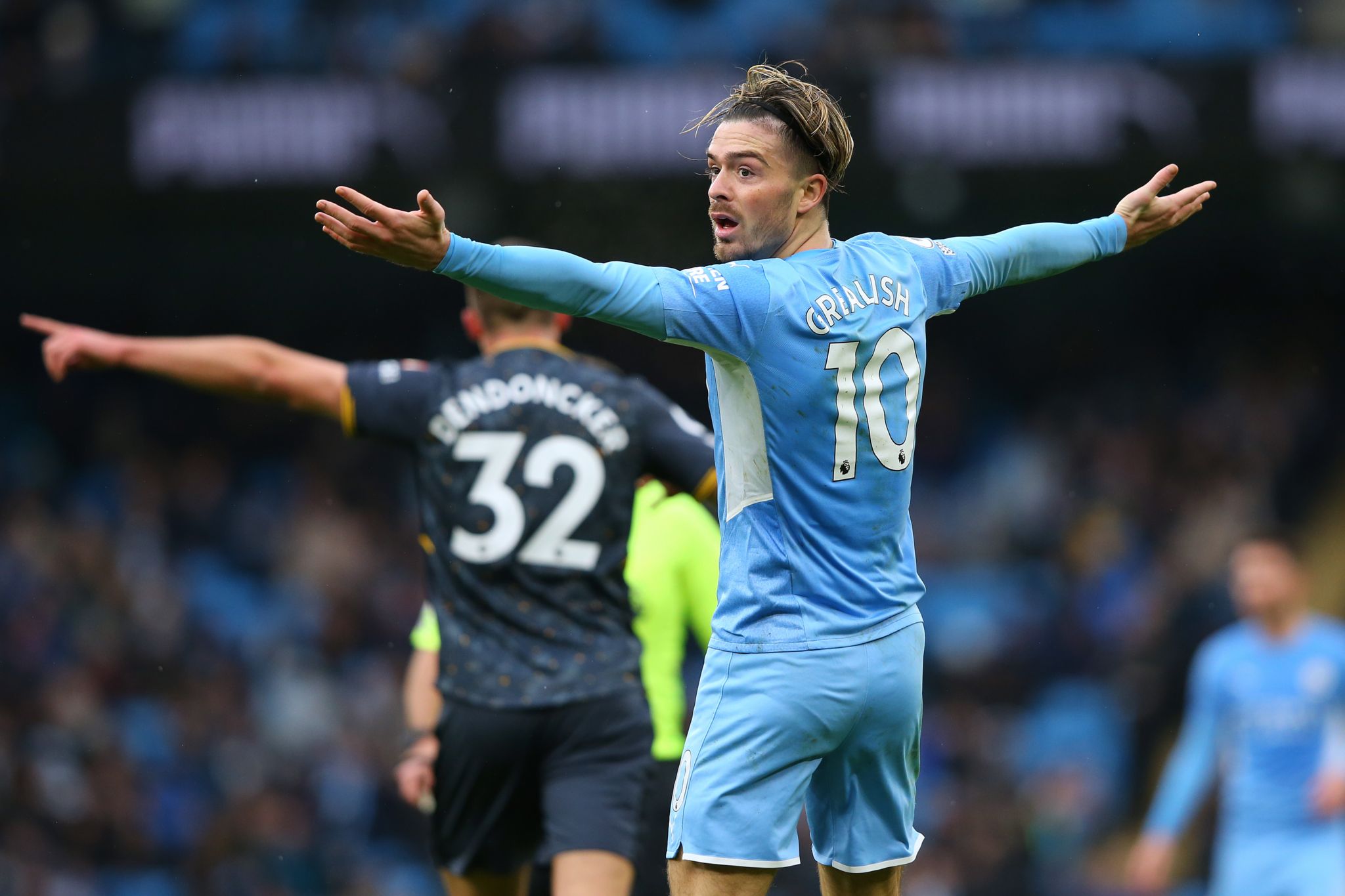 Jack Grealish doesn't have to do anything different - Guardiola - BBC Sport