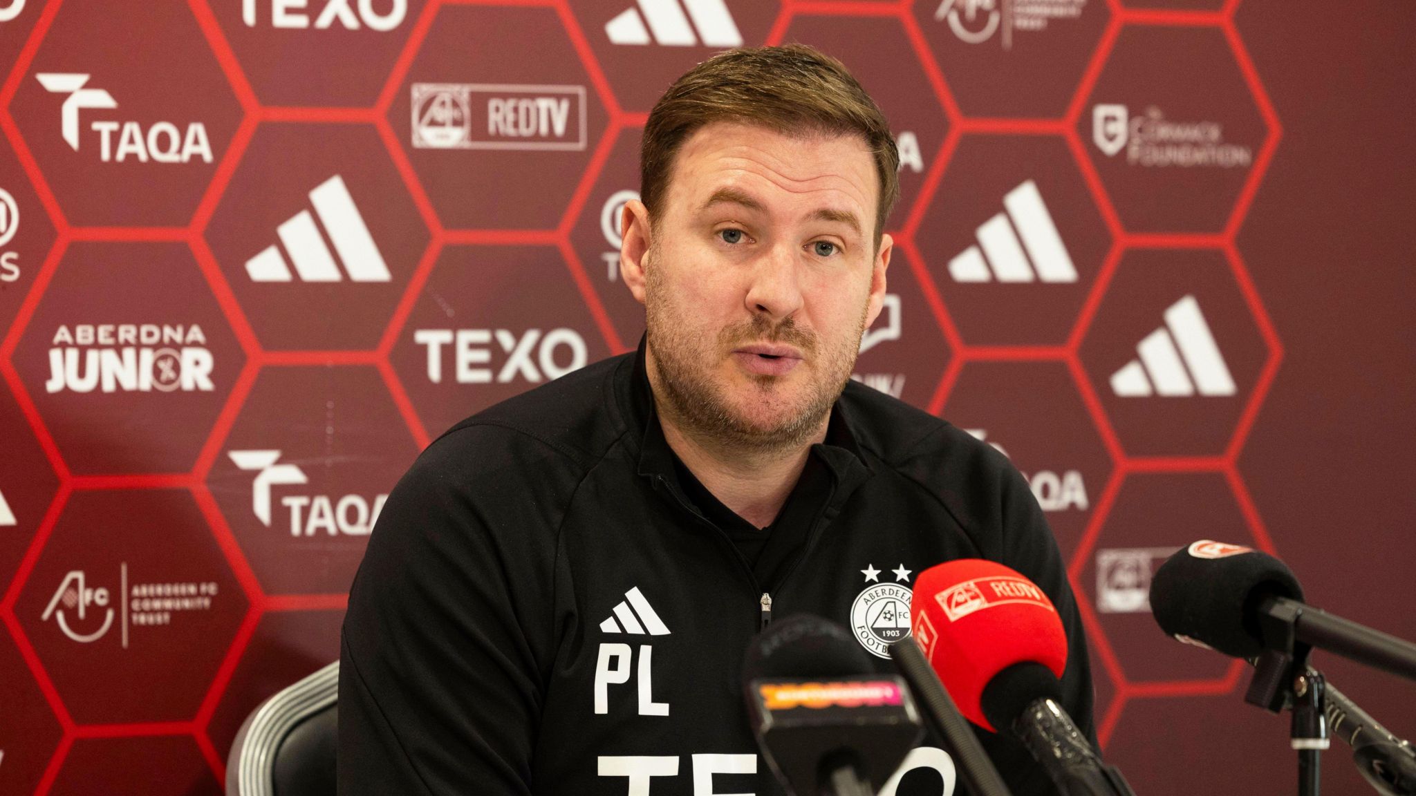 Leven on Aberdeen manager search and Rubezic return - BBC Sport