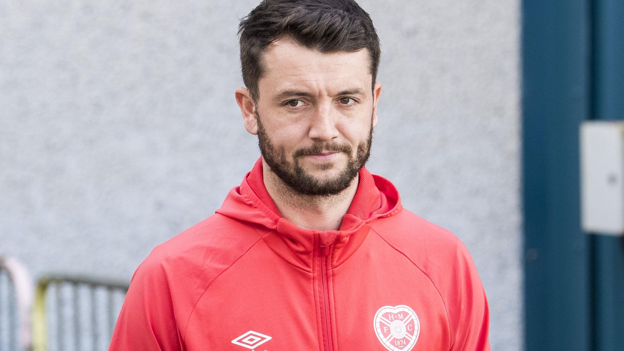 Two changes for Hearts at County - BBC Sport