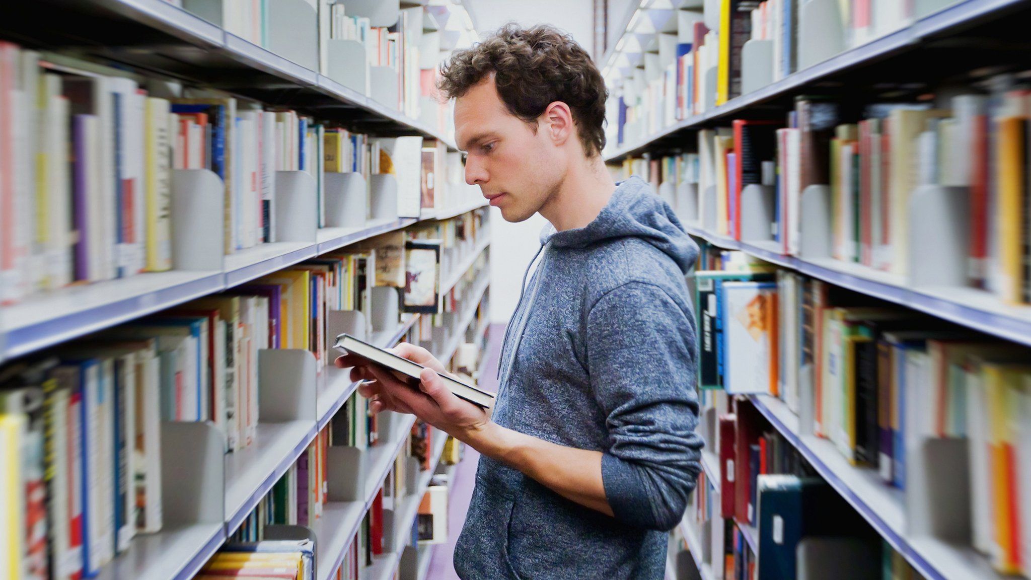 Why more people are using these libraries - BBC News