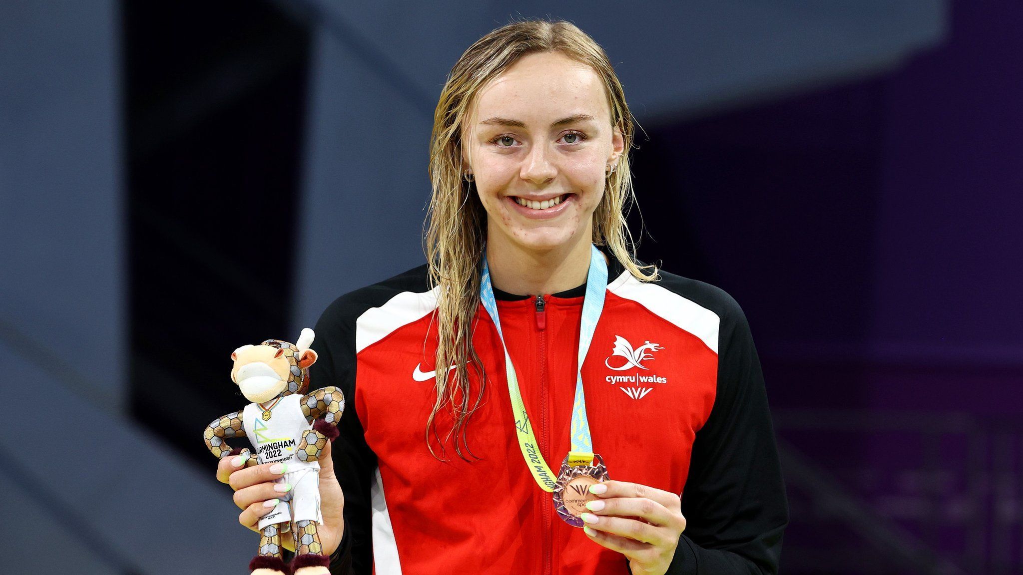 Gemau Olympaidd: Medal aur i'r rhwyfwr Harry Brightmore - BBC Cymru Fyw