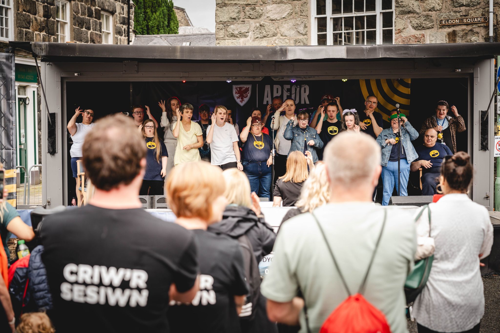 Lluniau Sesiwn Fawr Dolgellau - BBC Cymru Fyw