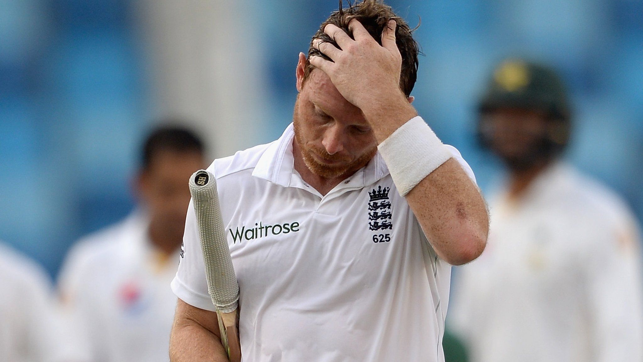 Ian Bell replaces Varun Chopra as Warwickshire captain - BBC Sport