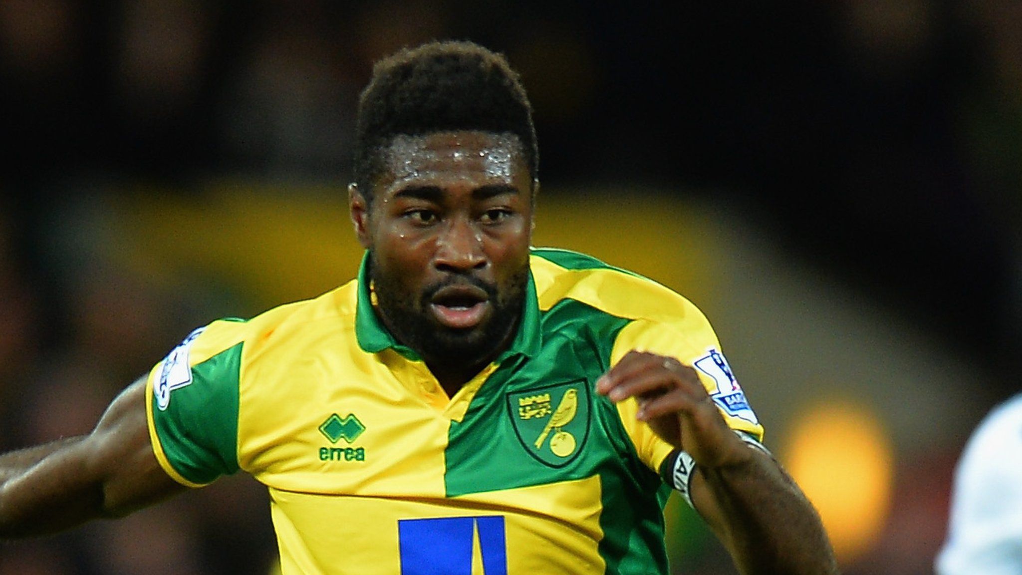 Alex Tettey: Norwich City midfielder signs new two-year contract - BBC ...