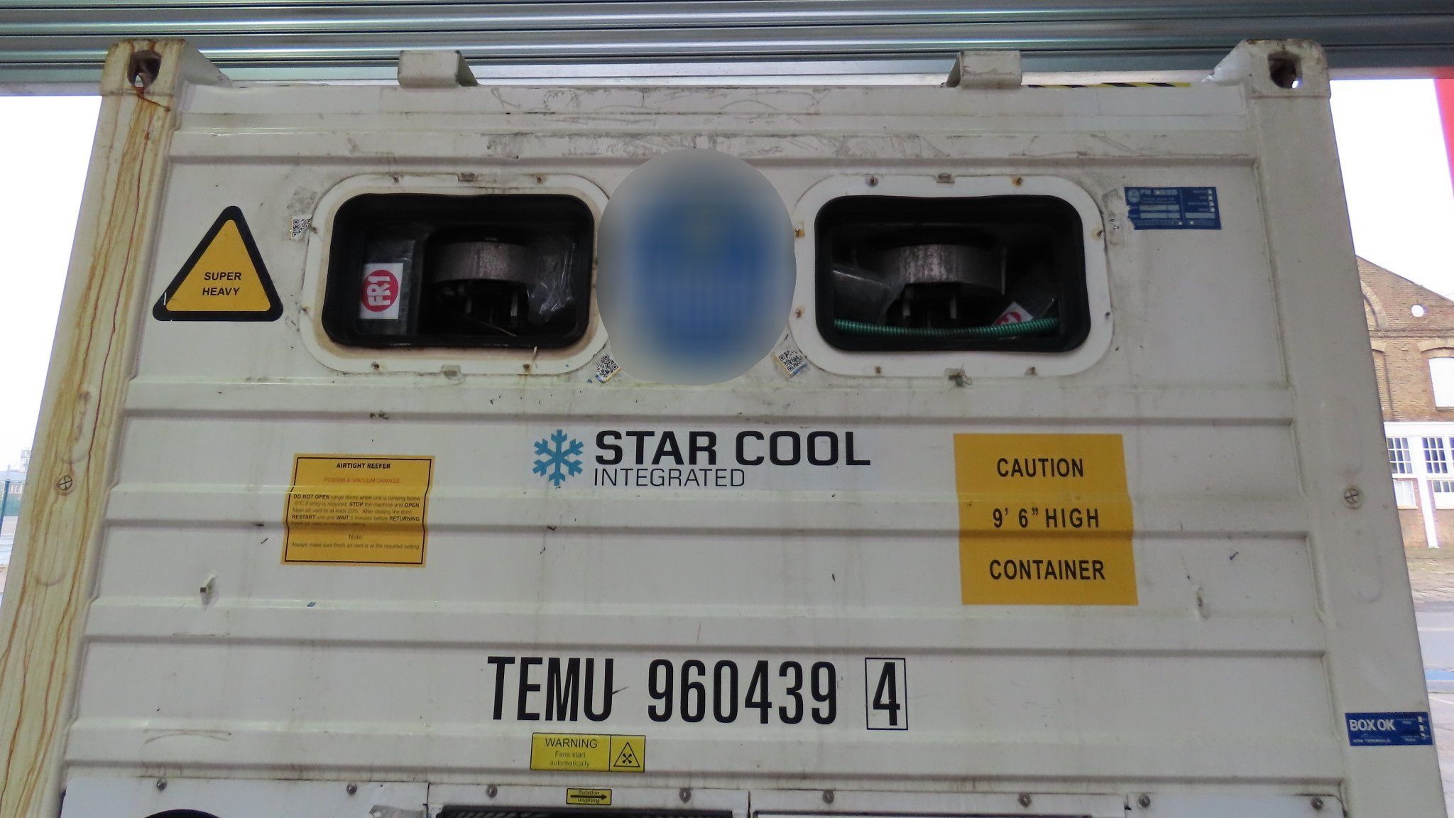 Sheerness: Cocaine worth £5m seized at Kent port - BBC News