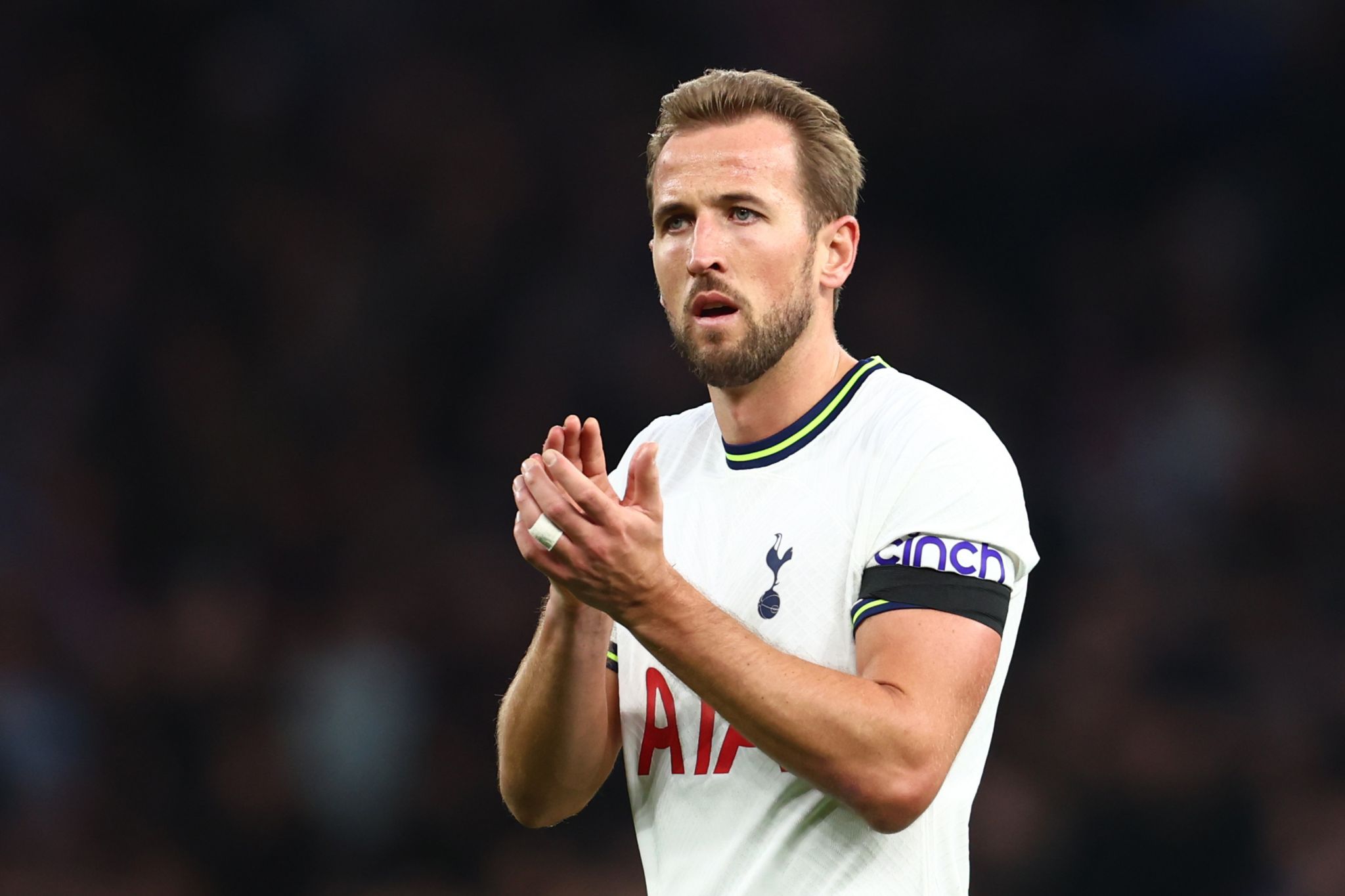 Tottenham: Should Spurs sell Harry Kane or let him go for free? - BBC Sport