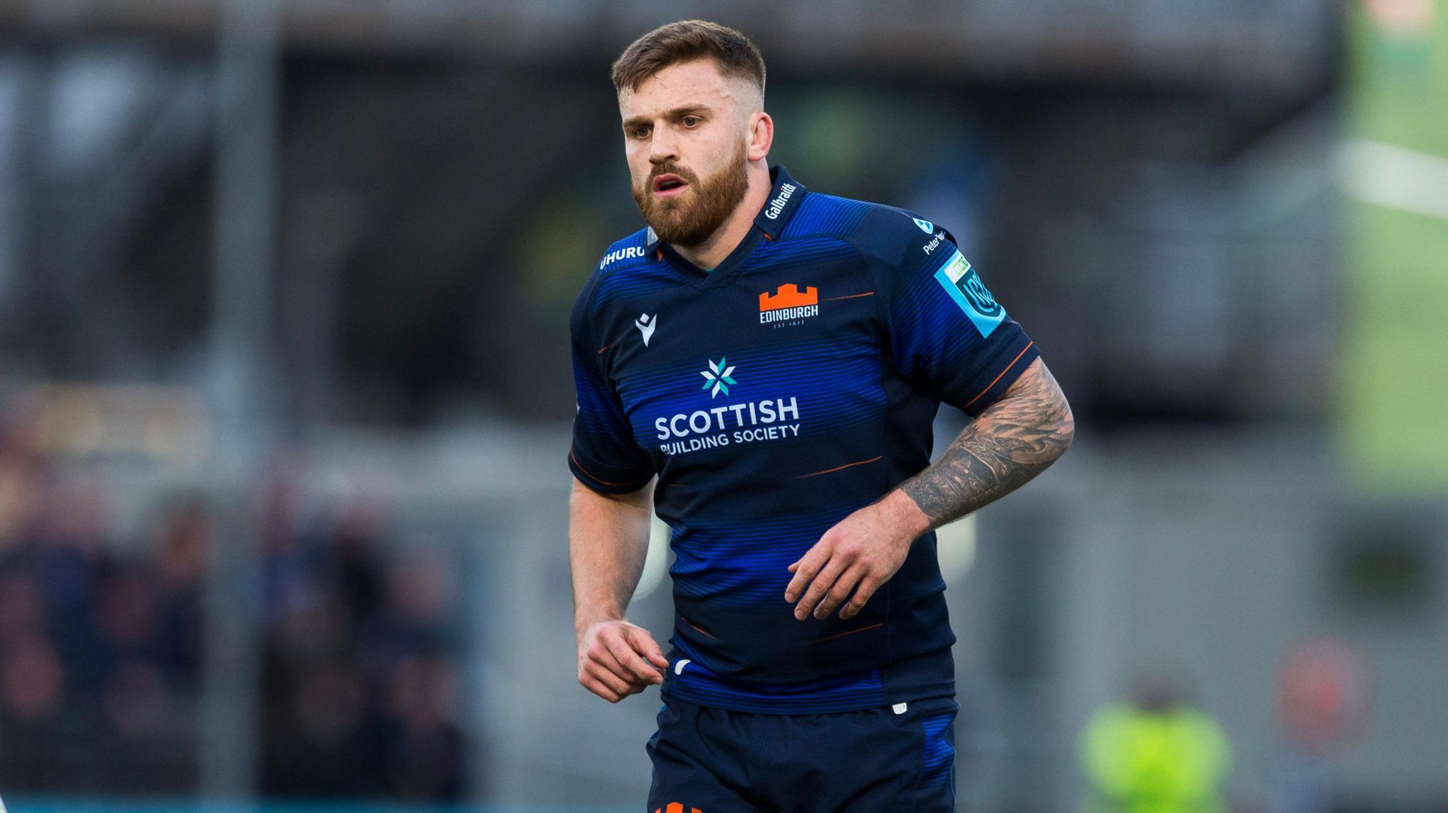 Luke Crosbie praises Sean Everitt's calm half-time team talk - BBC Sport