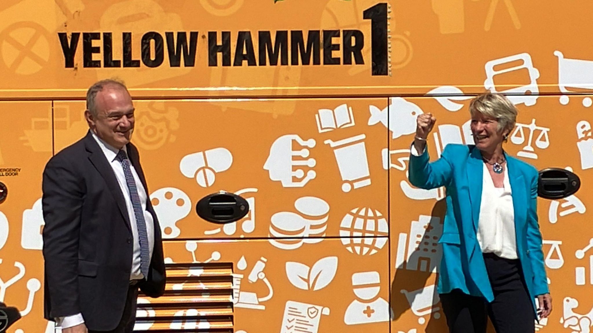 Cambridgeshire voters 'switching to Lib Dems', claims Davey - BBC News