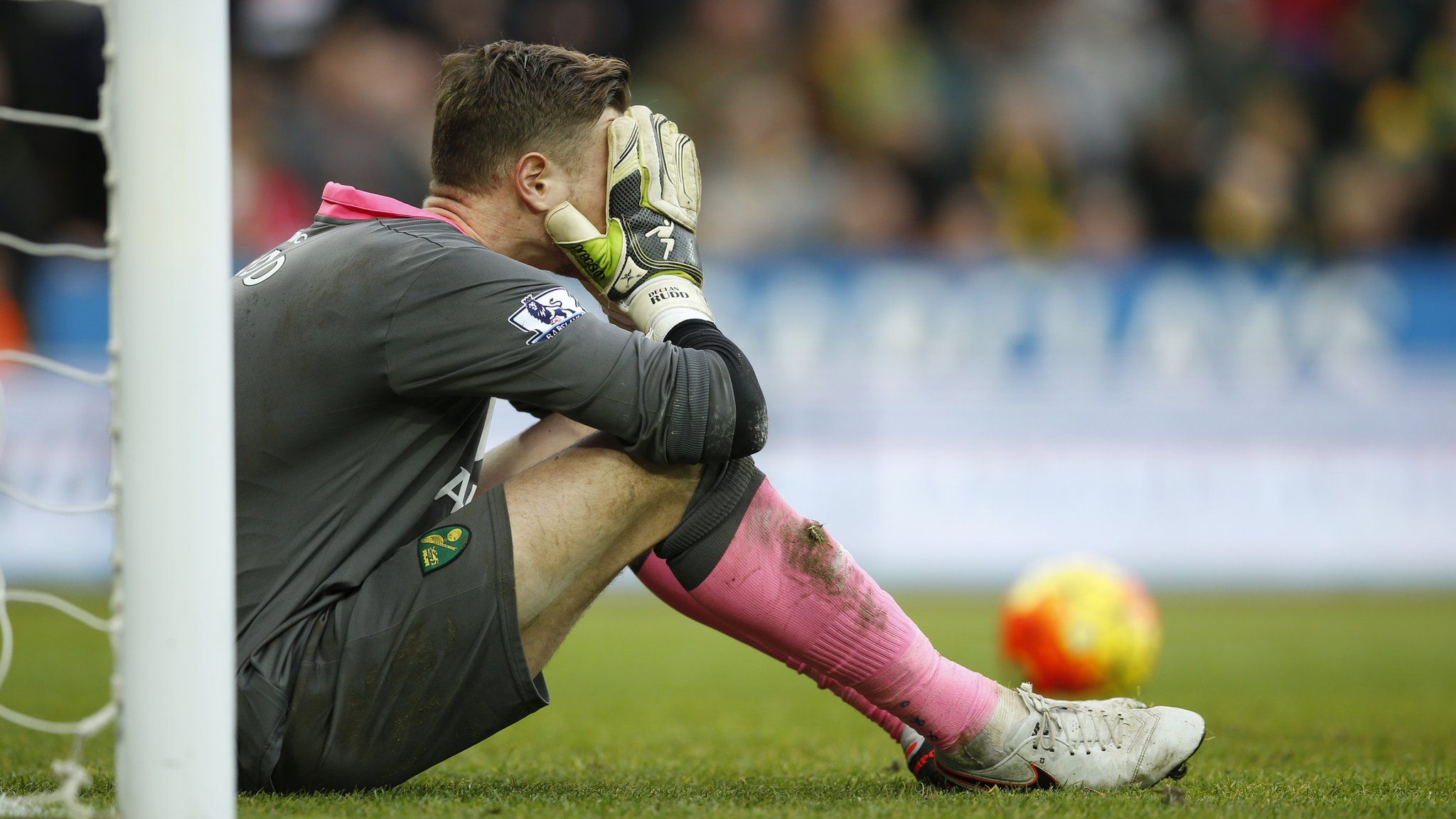 Norwich City 4-5 Liverpool - BBC Sport