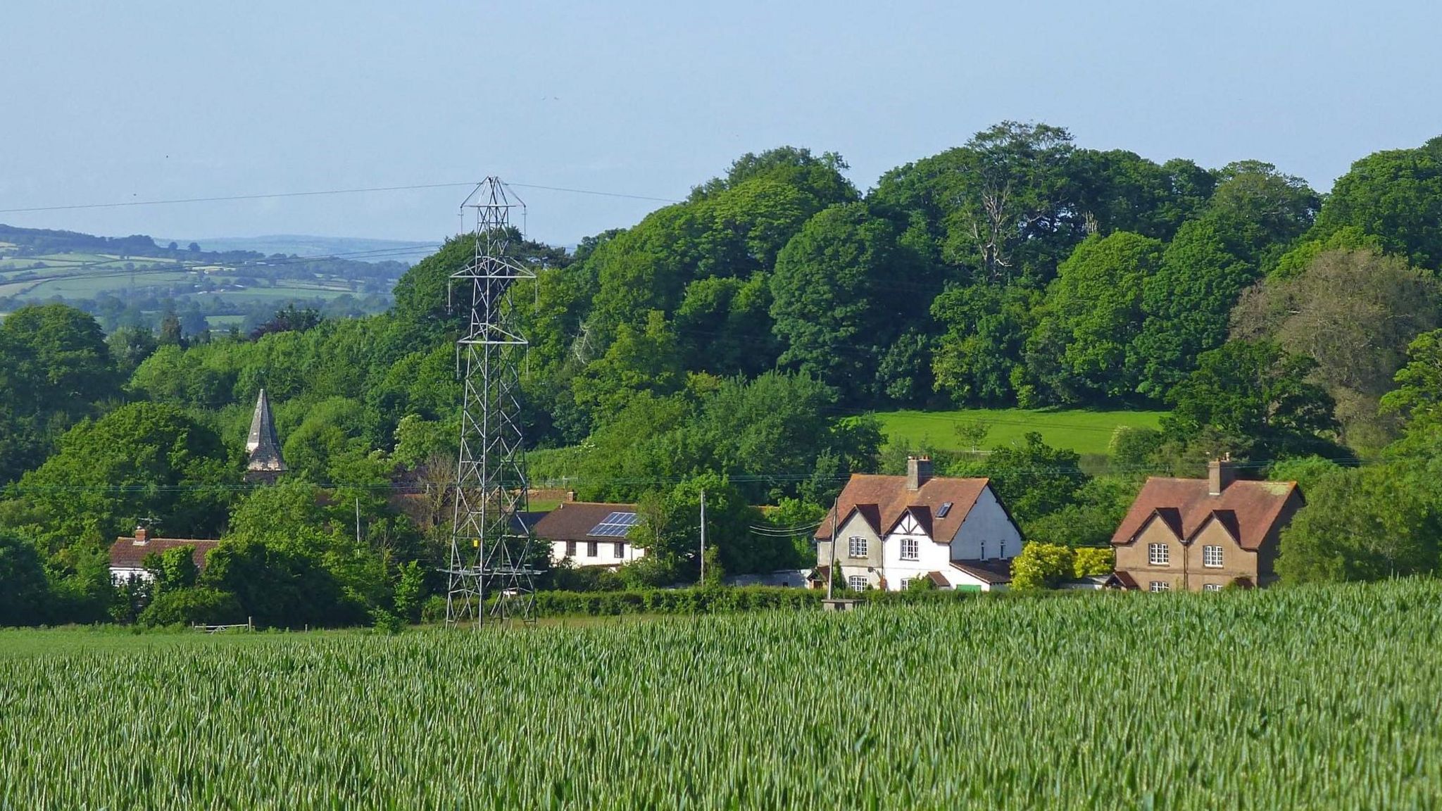 Site for 8,000-home new town near Exeter approved - BBC News