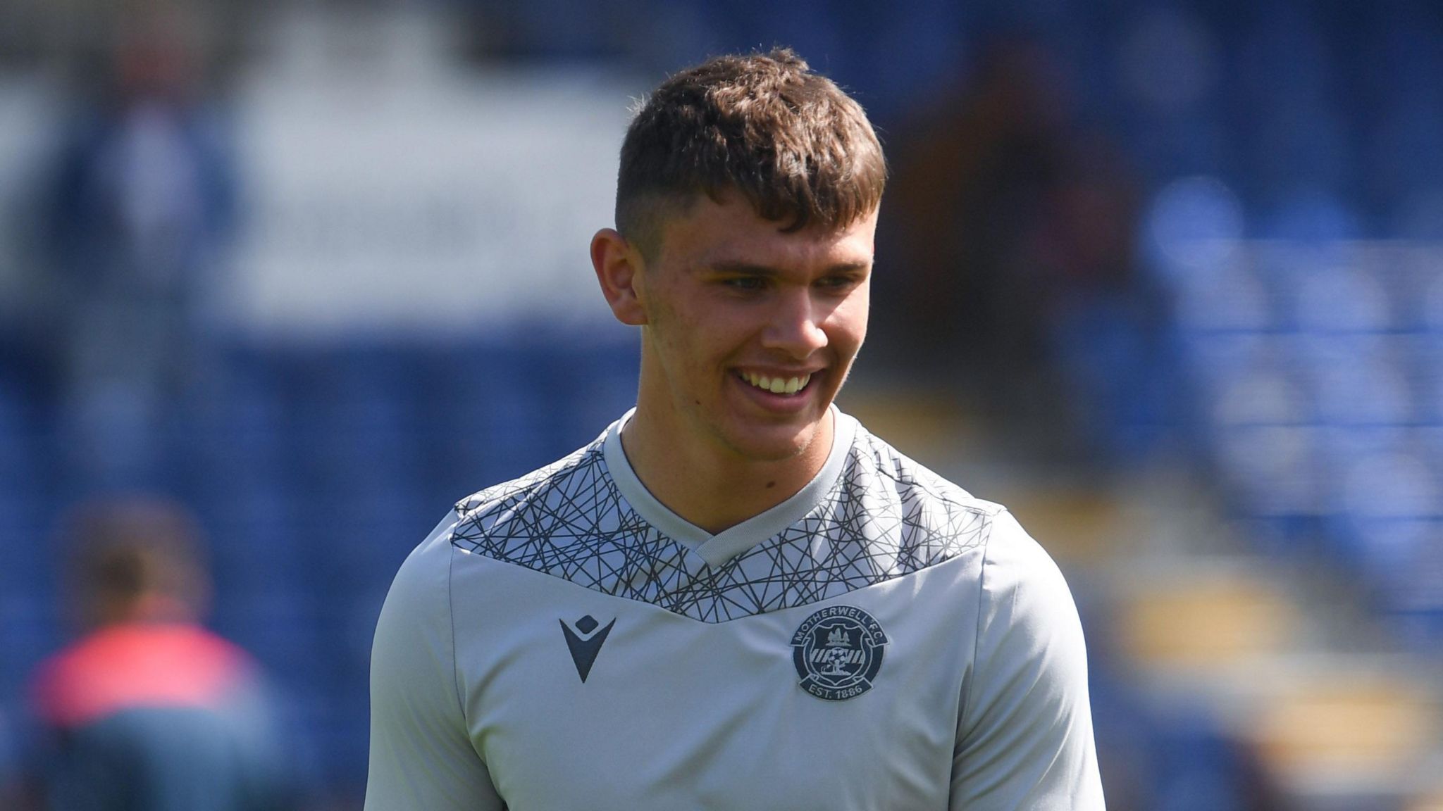 Centre-back Sam Campbell leaves Motherwell - BBC Sport