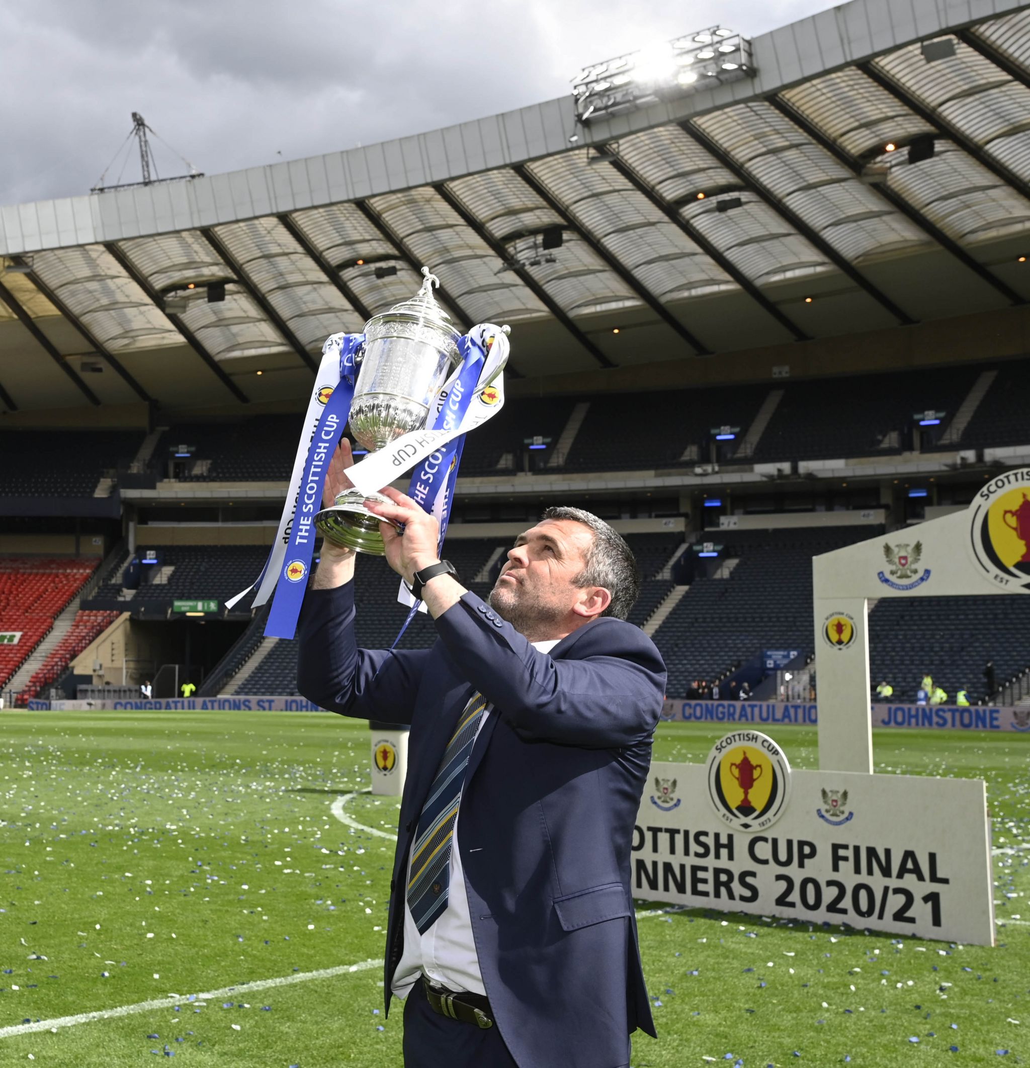 'Thank you for the memories' - Davidson's farewell message in full ...
