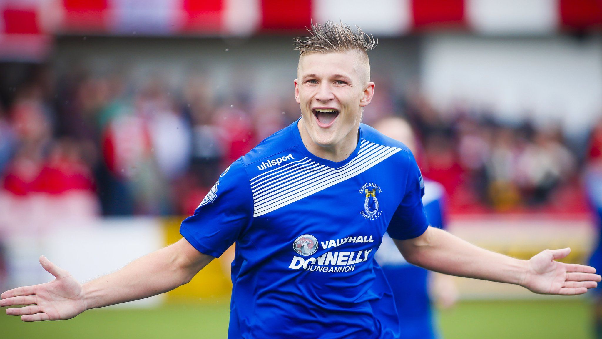 Andrew Mitchell: Dungannon Swifts striker to move to Glenavon at end of ...
