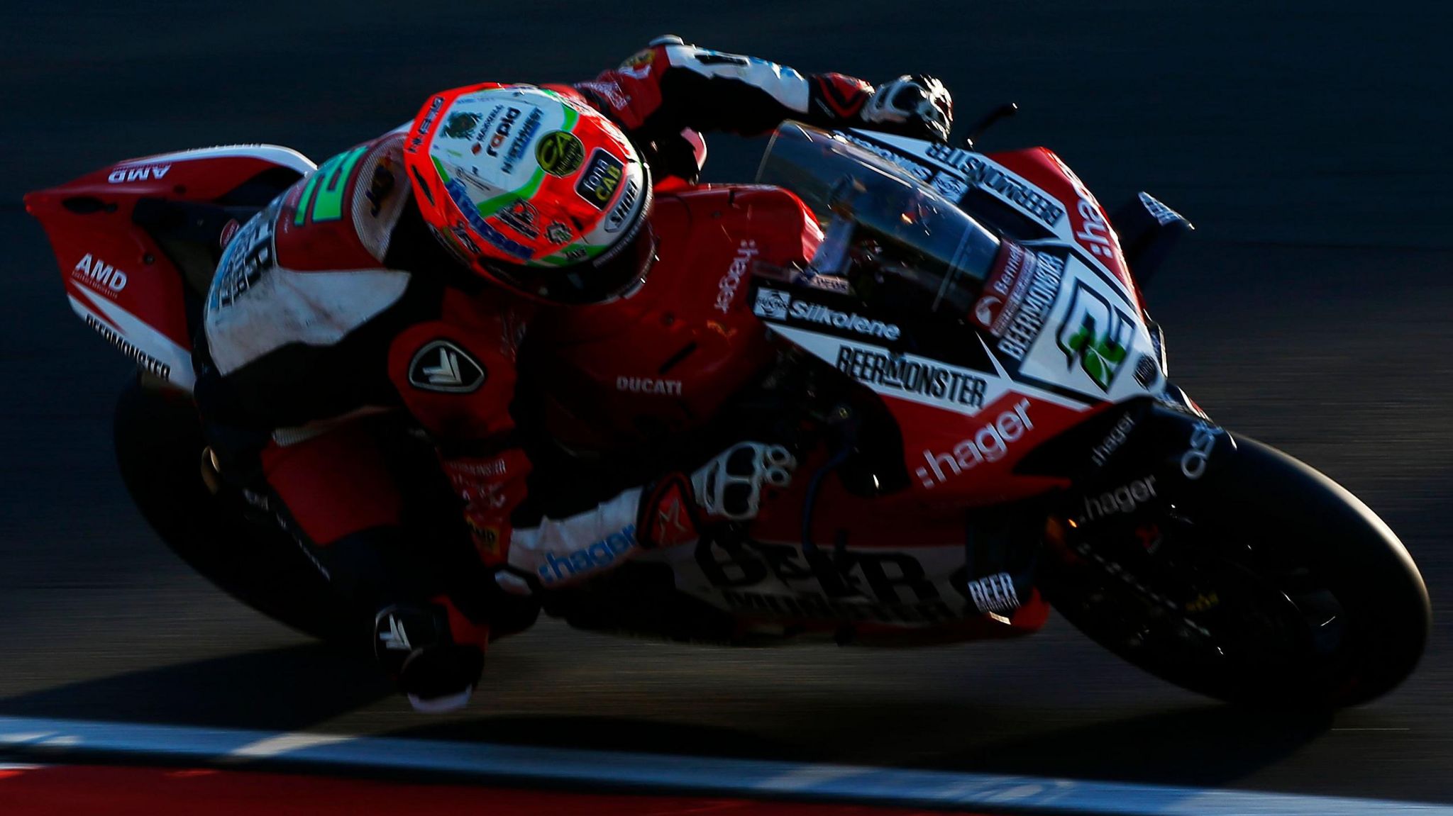 British Superbikes: Glenn Irwin earns first win of 2024 series - BBC Sport