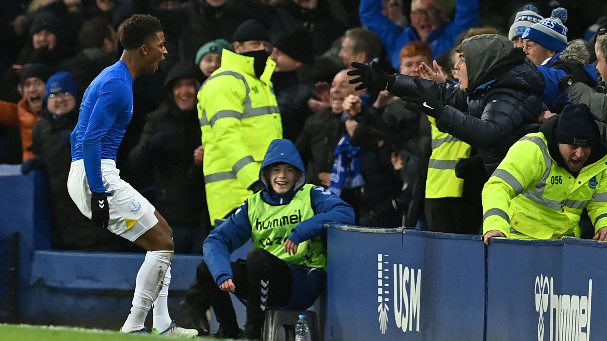 'Gray has been Everton's bright spark' - BBC Sport