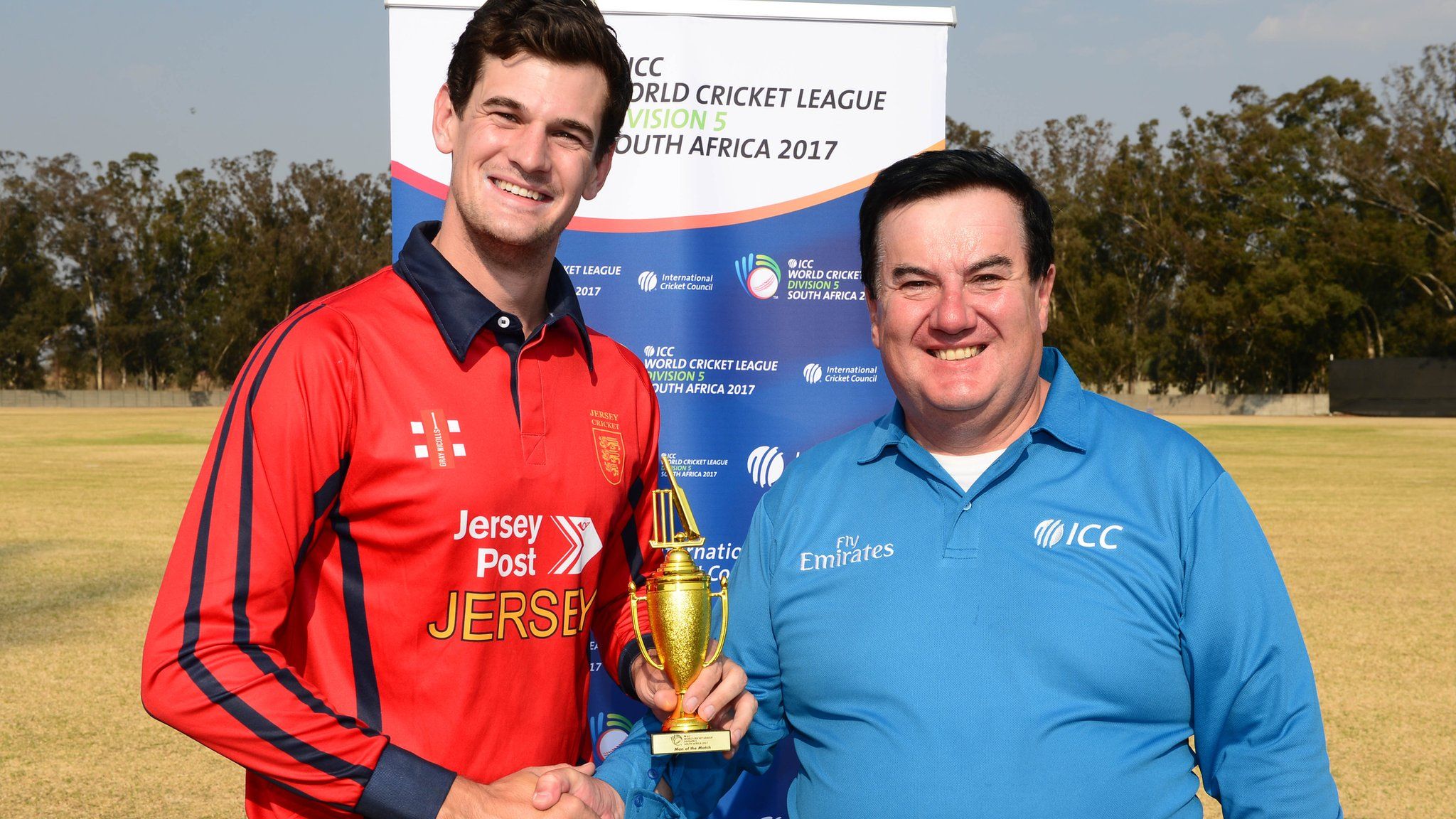 Jamie Nussbaumer: Guernsey bowler steps down as captain - BBC Sport