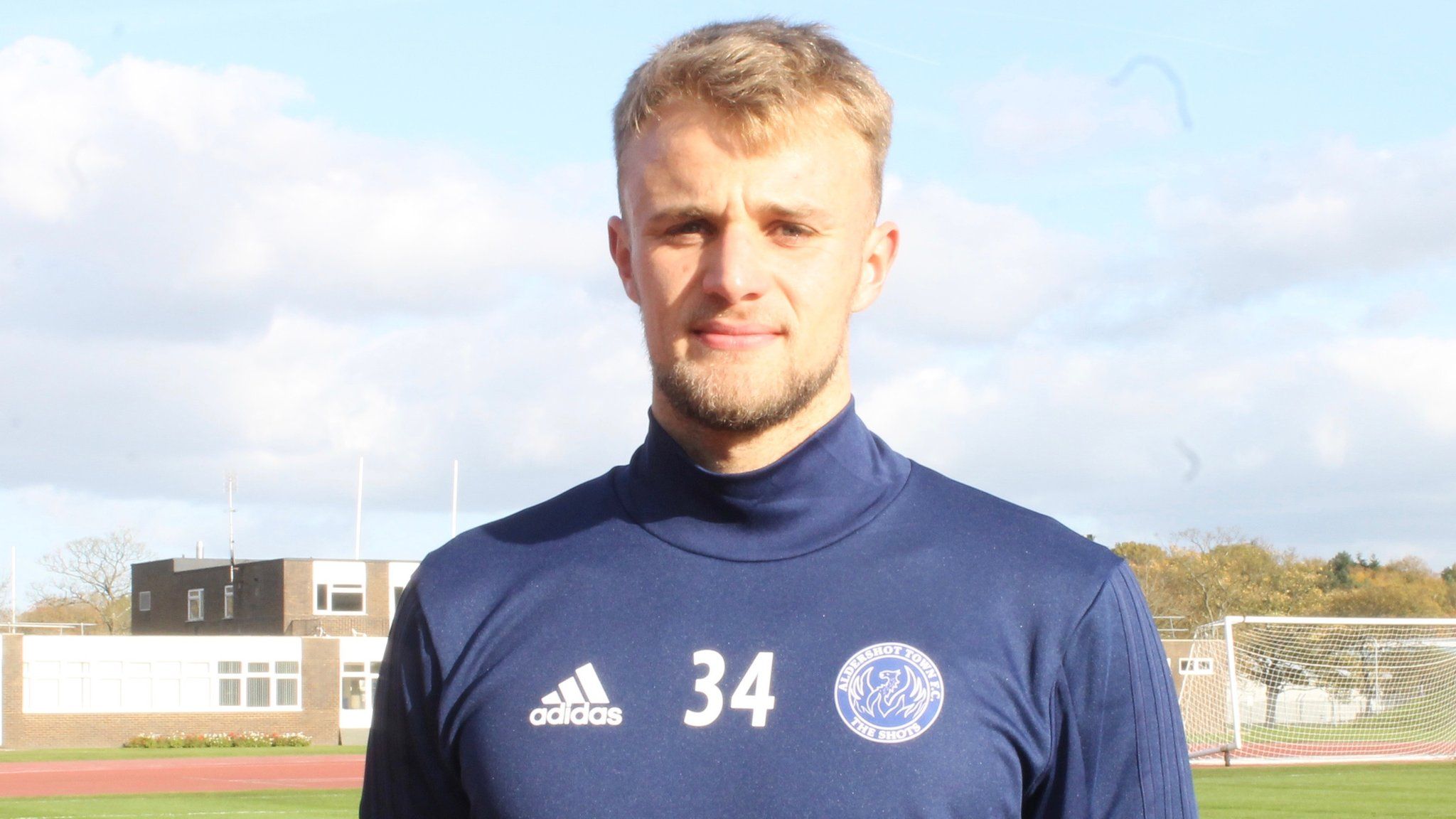 Lewis Ward: Aldershot extend Reading goalkeeper's loan until the end of ...