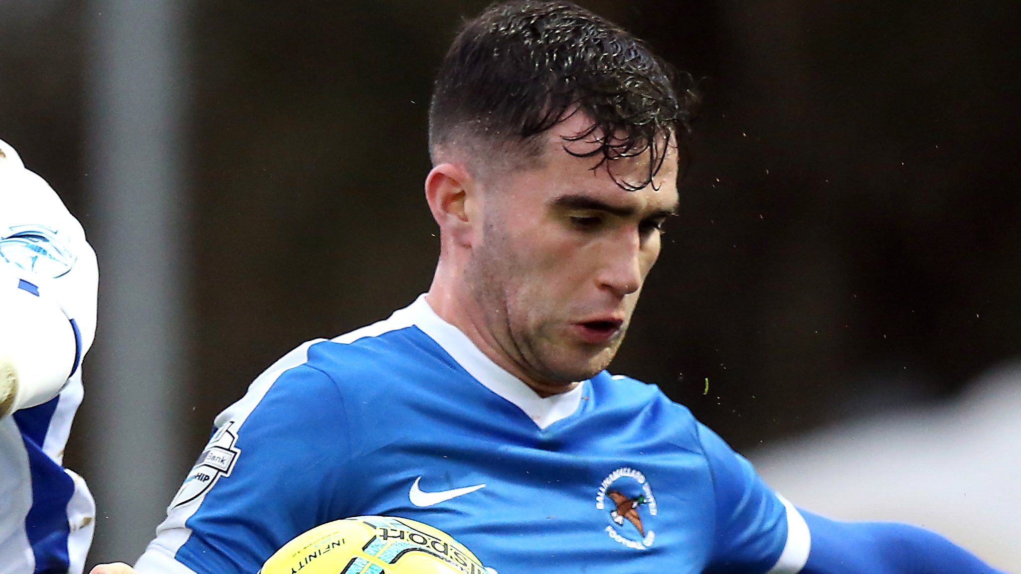 Irish Premiership: Leaders Crusaders and Coleraine both win - BBC Sport