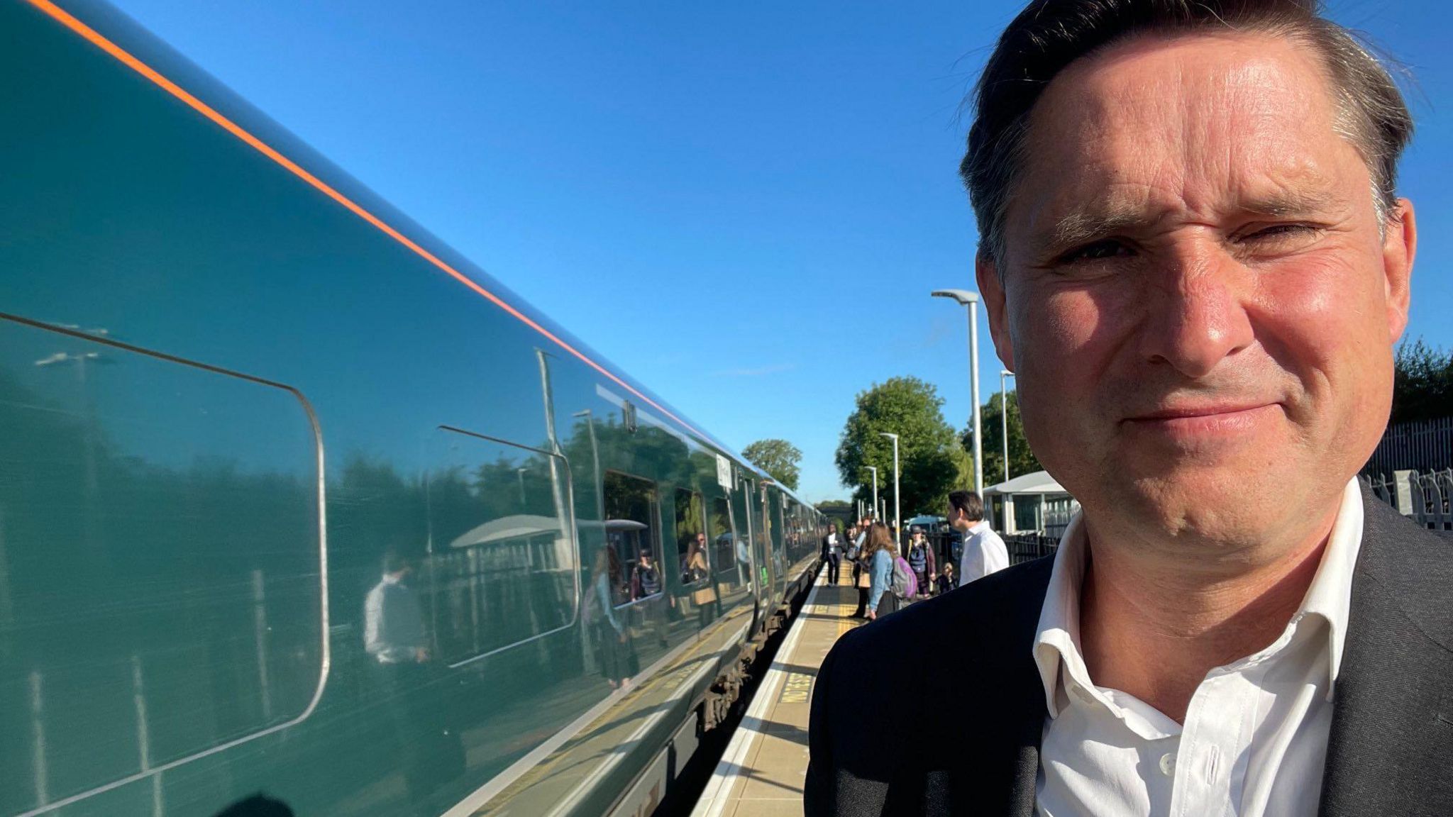 New MPs head to UK Parliament after general election wins - BBC News