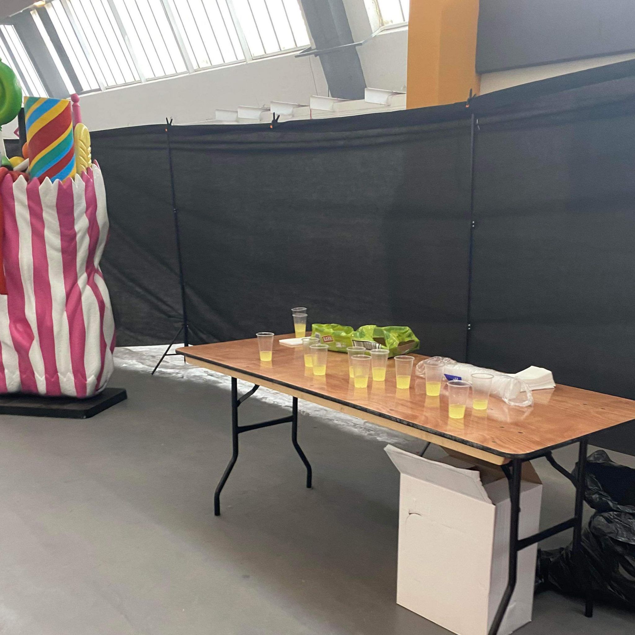 'Angry families turned up to find me dressed as Willy Wonka' - BBC News