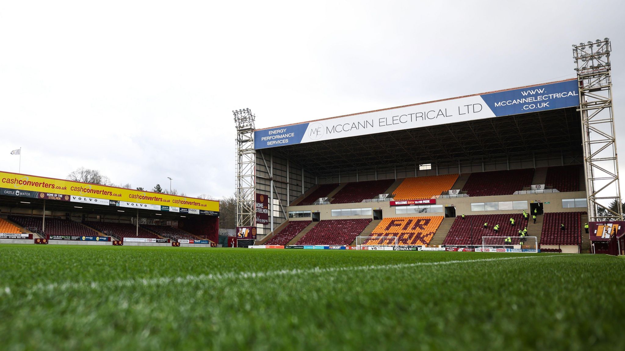 Eight academy graduates sign on at Motherwell - BBC Sport