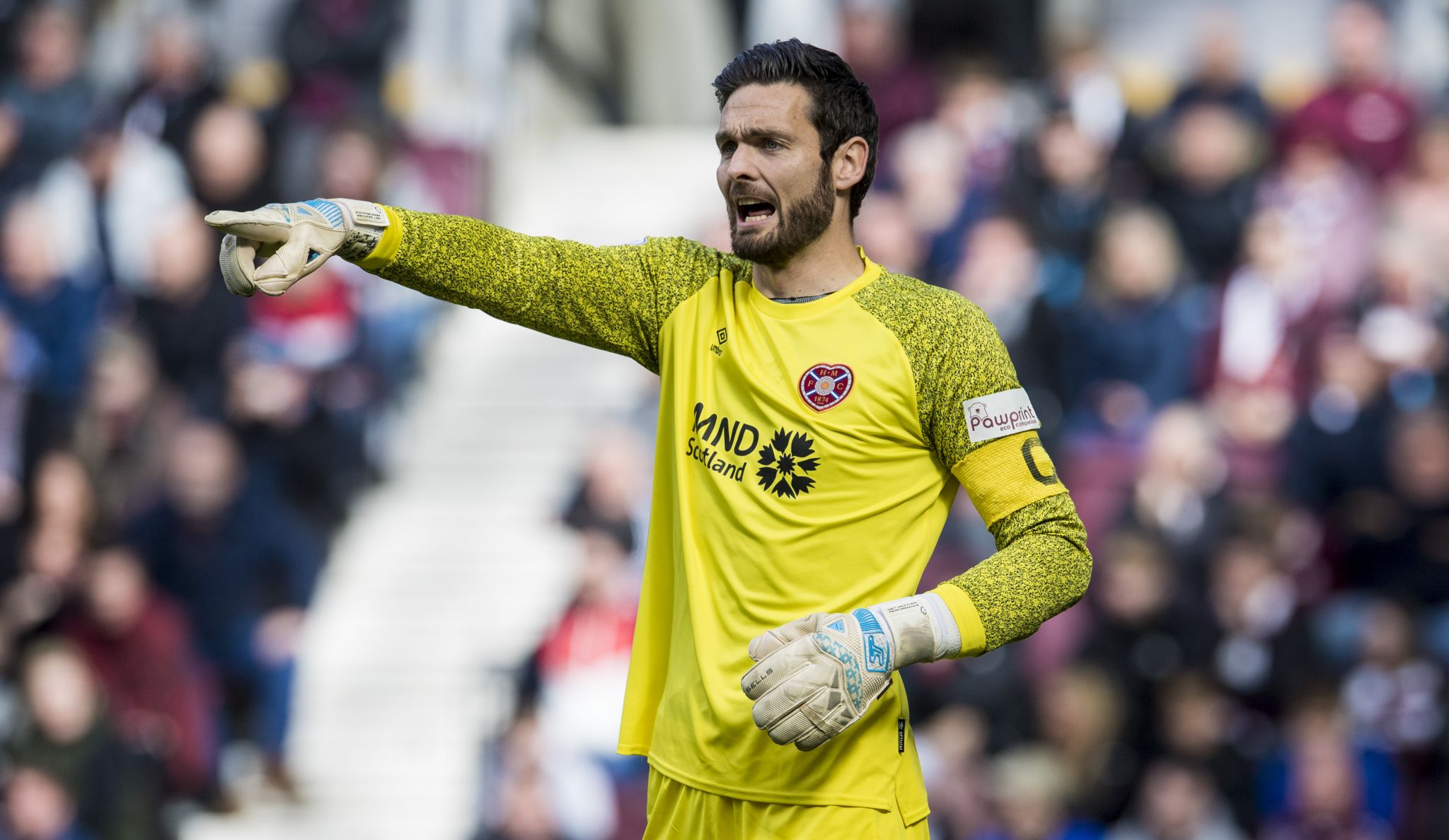 Gordon aims for best season with Hearts - BBC Sport