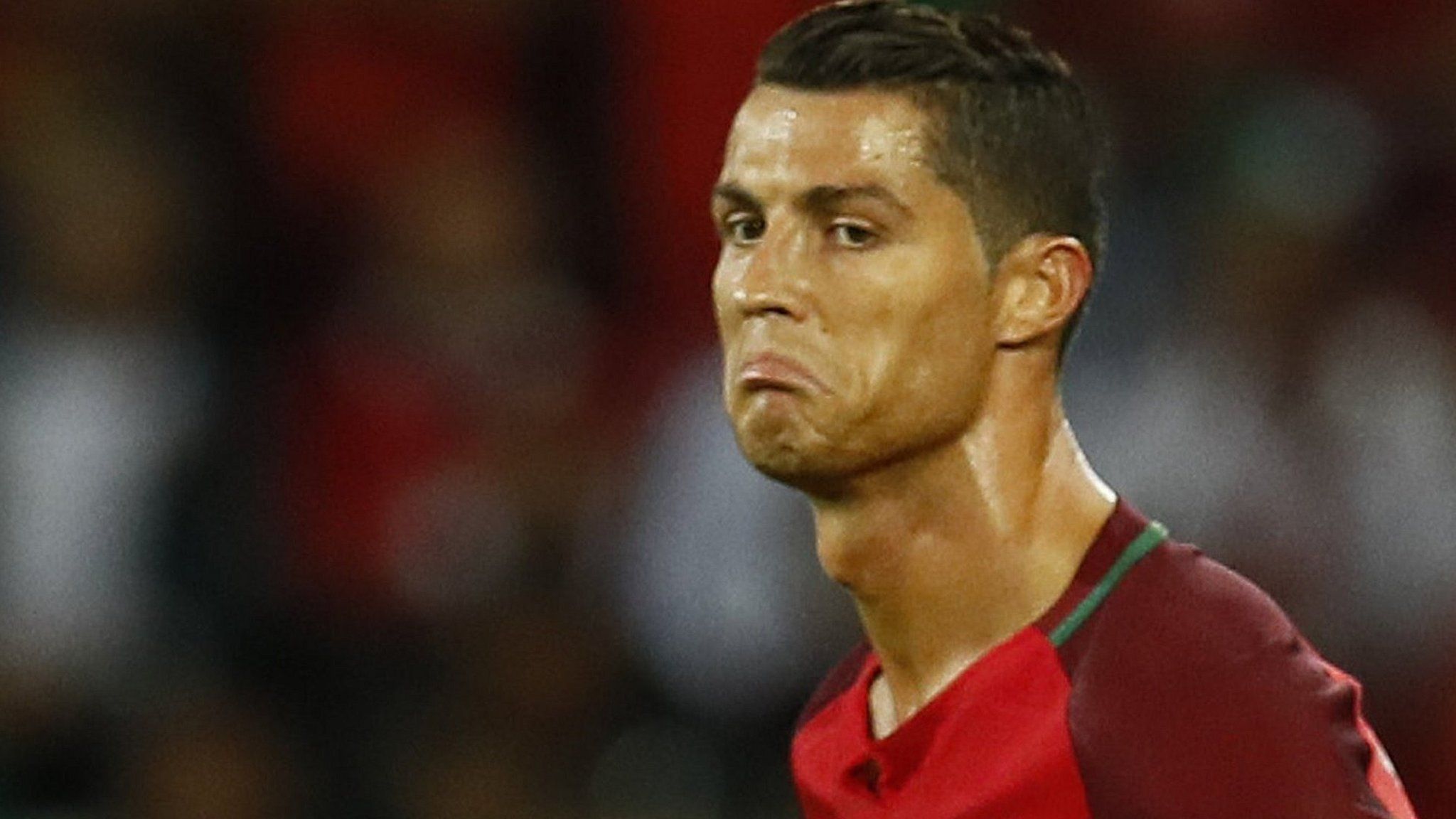Cristiano Ronaldo: Portugal captain criticises Iceland's 'small ...