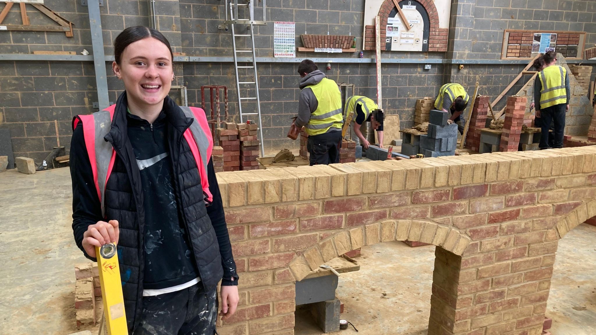 Trainee brickie urges more women to consider the trade - BBC News