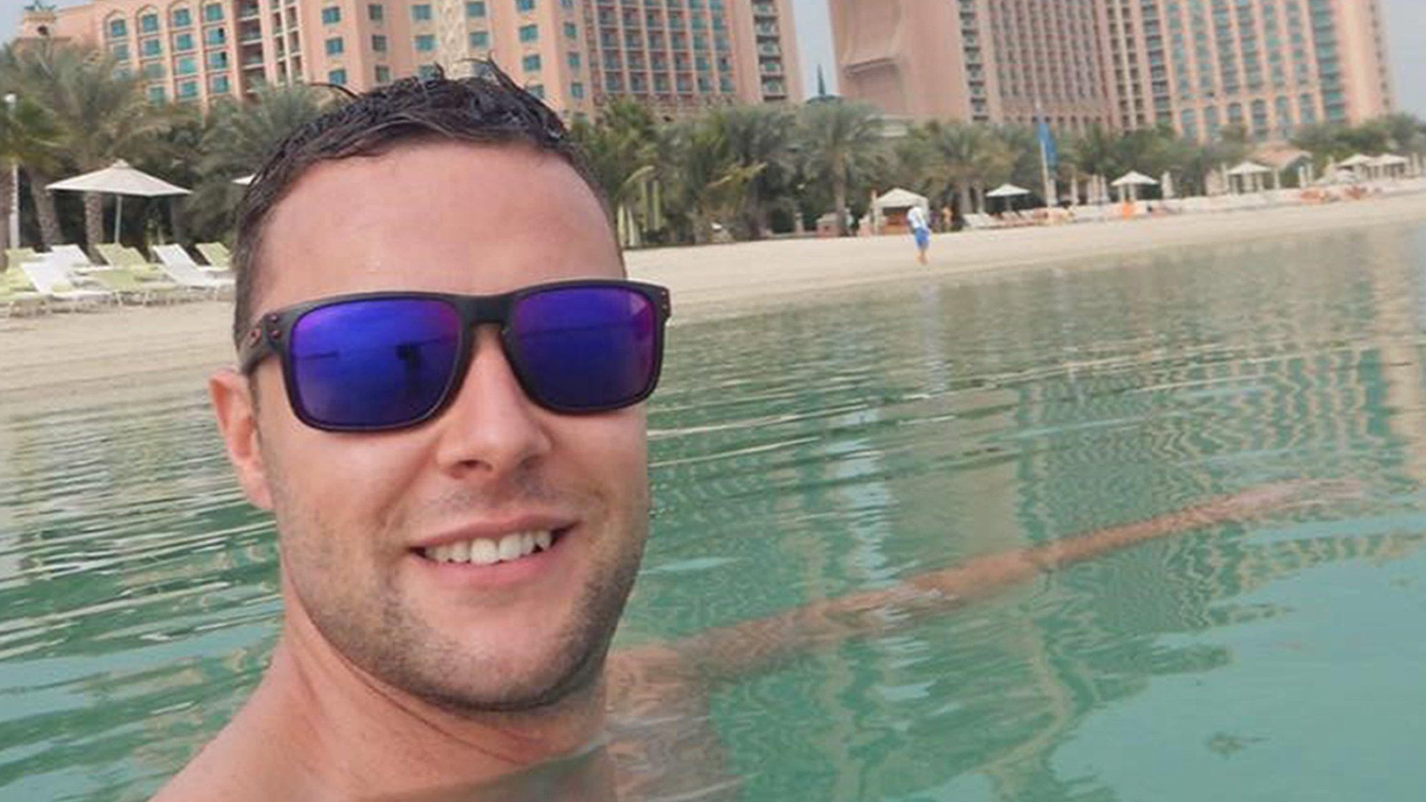 Dubai indecency accused Jamie Harron back in Scotland - BBC News