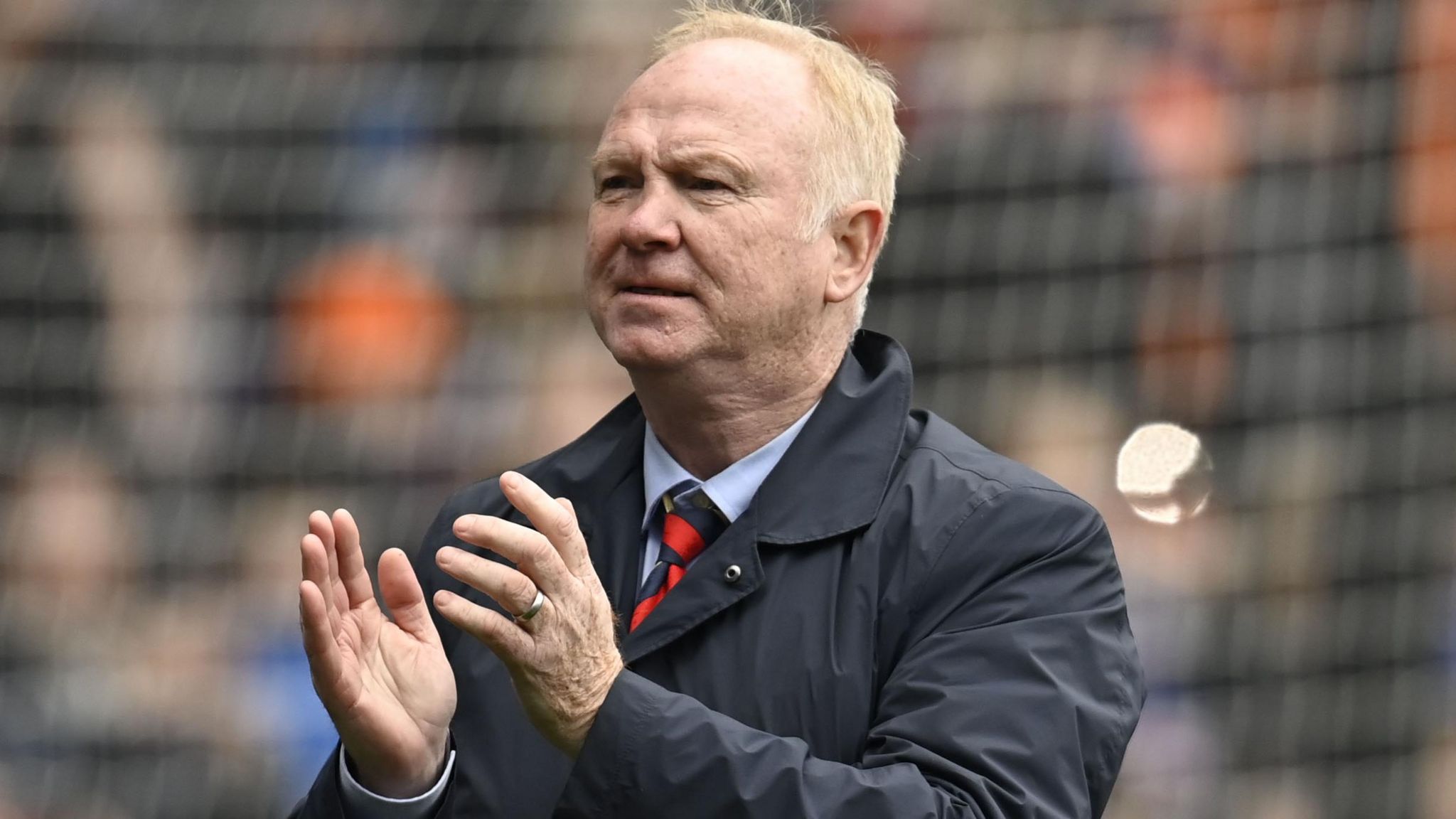 Alex McLeish urges Rangers to start new season 'extremely well' - BBC Sport