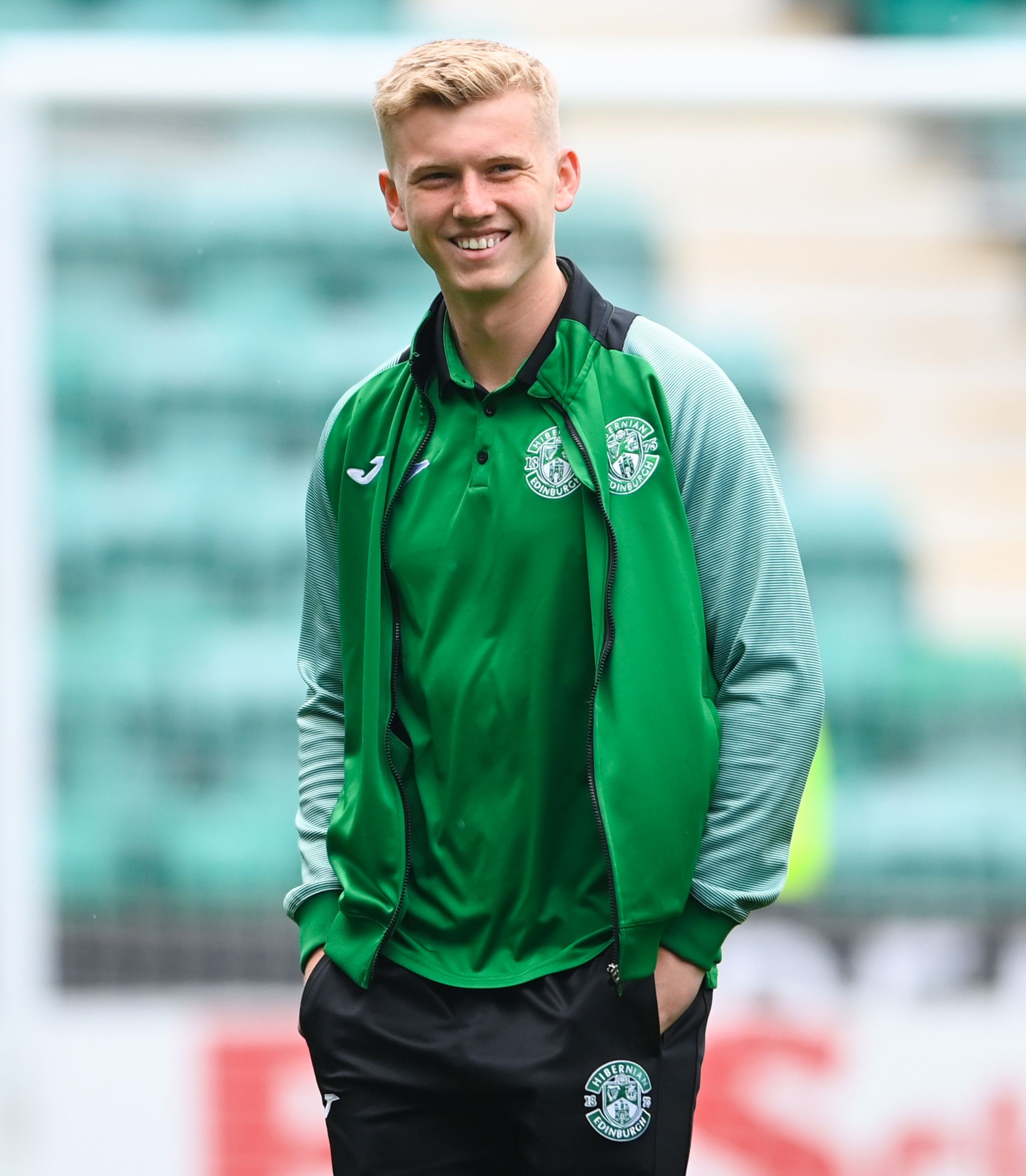 'I still watch every Hibs game' - Doig - BBC Sport