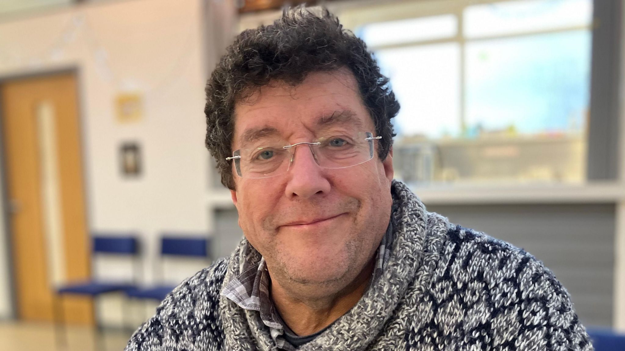 Beth fydd yn digwydd i Gapel Aberfan? - BBC Cymru Fyw